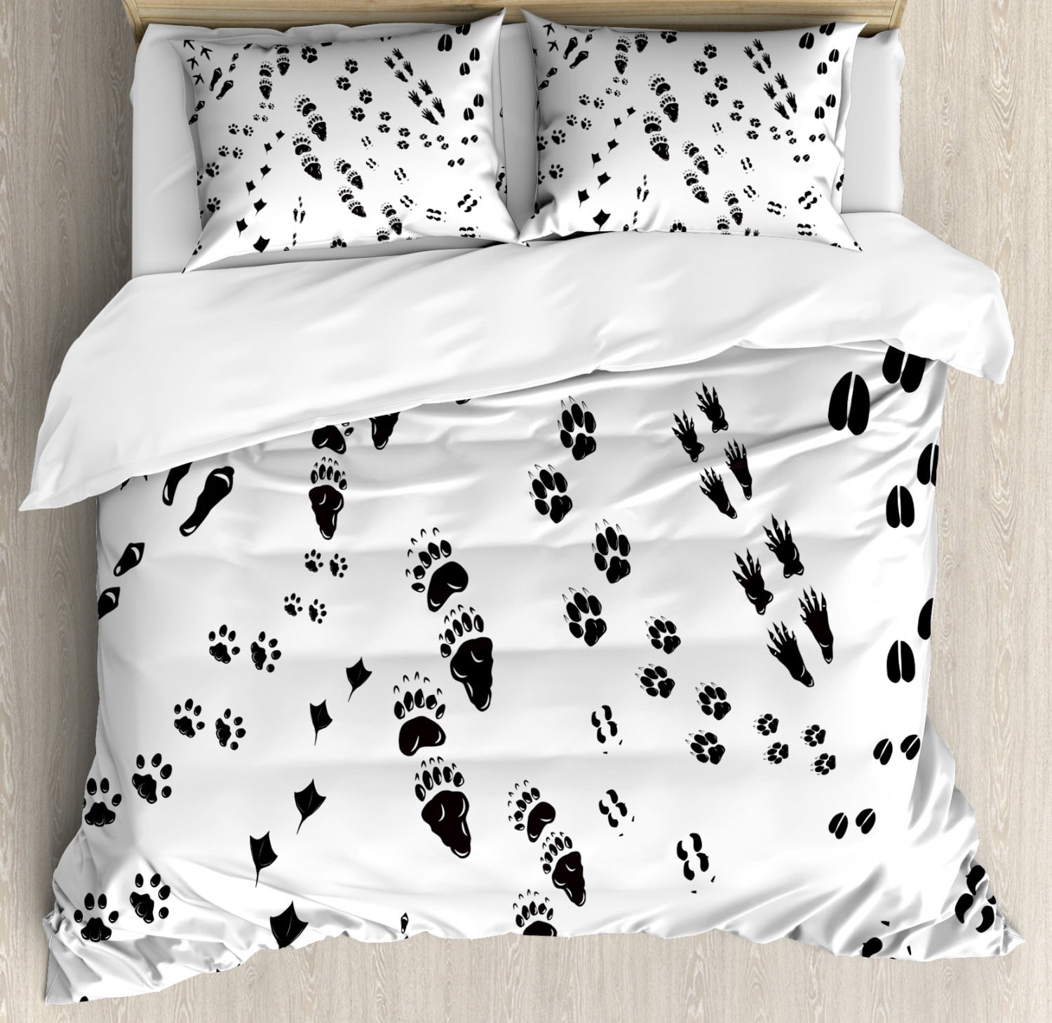 Foot Print Duvet Cover Set King Size, Monochromatic Pattern of Paws of ...