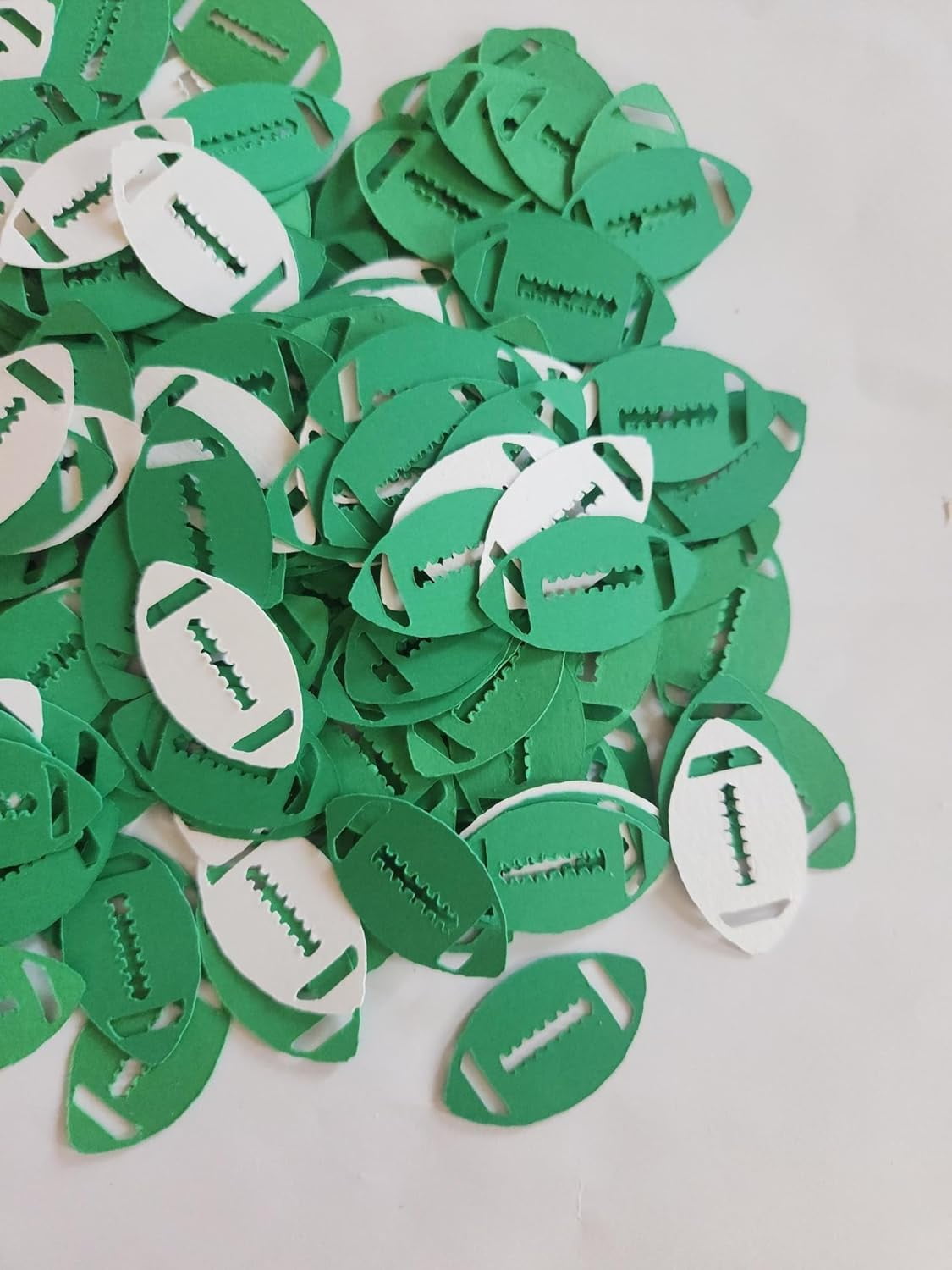 Football Confetti (300), Football Team Colors Party Decorations, Sports ...