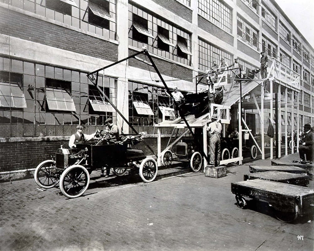 Ford Motor Co.-The Final Assembly Line At The Ford Motor Company'S ...