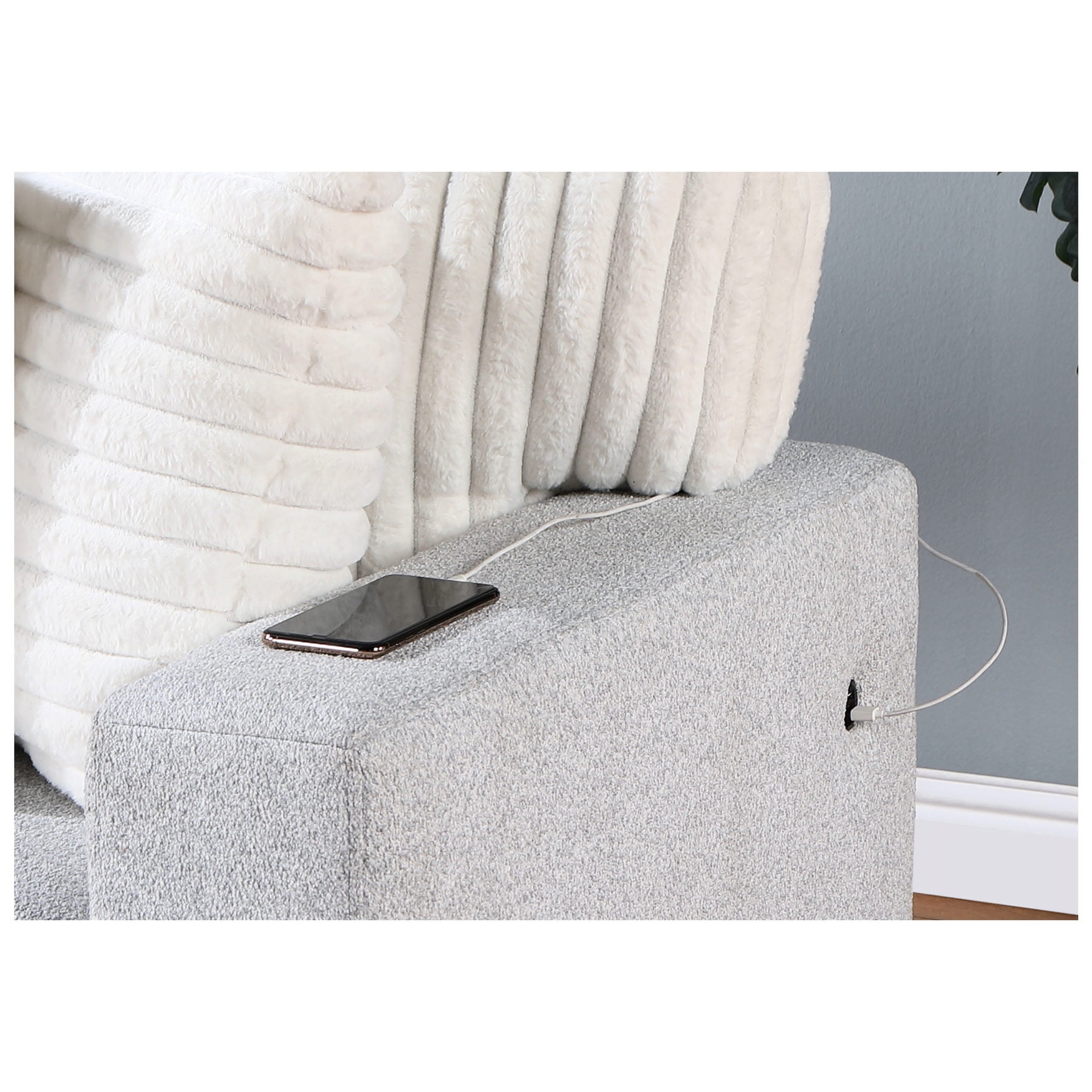 Ford Reversible Pull-Out Sofa Bed with 3 Seats - Suitable for Studio ...