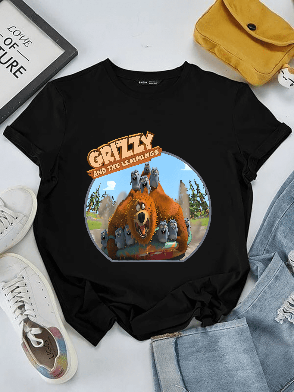 Forest Bear And Lemming Mischief Retro Cartoon Fun Art Unisex T-shirt ...