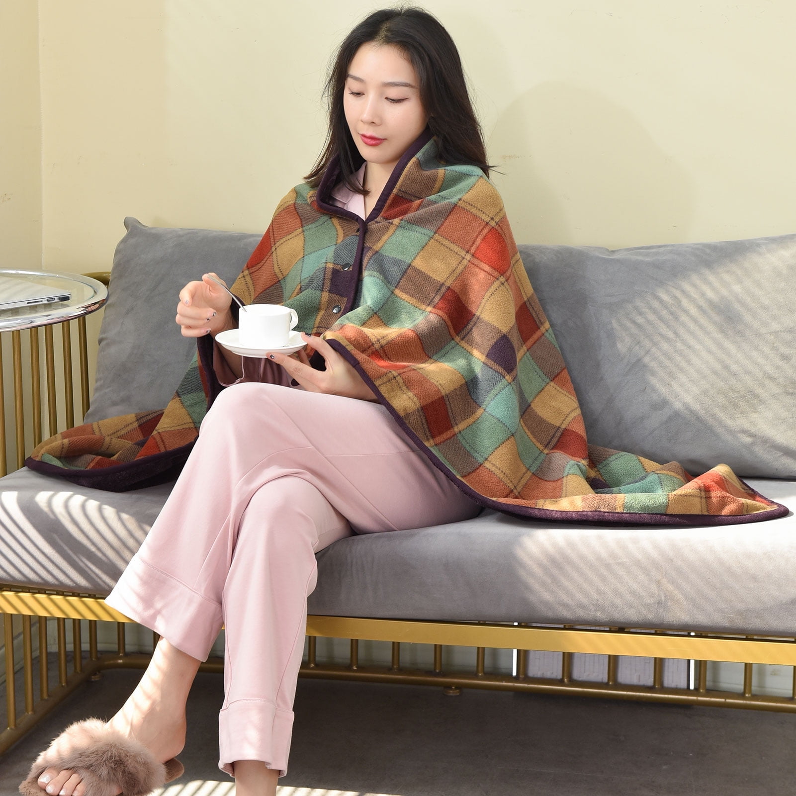 Forestfish Fleece Wearable Blanket, Plaid Lap Blanket Comfy Poncho ...