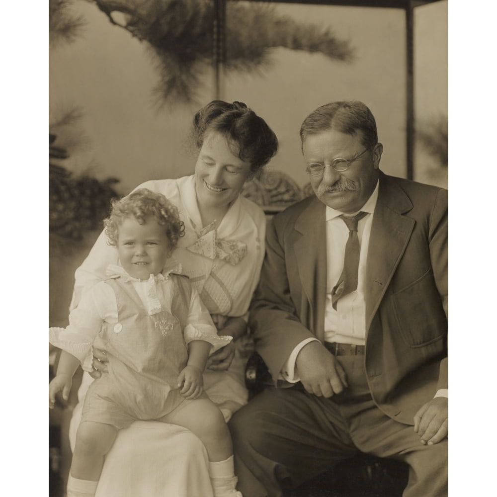 Former President Theodore Roosevelt And Wife Edith With Their First ...