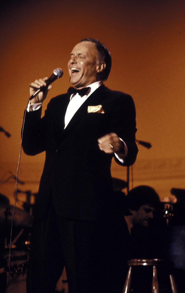 Frank Sinatra Photo Print (24 x 30) - Walmart.com