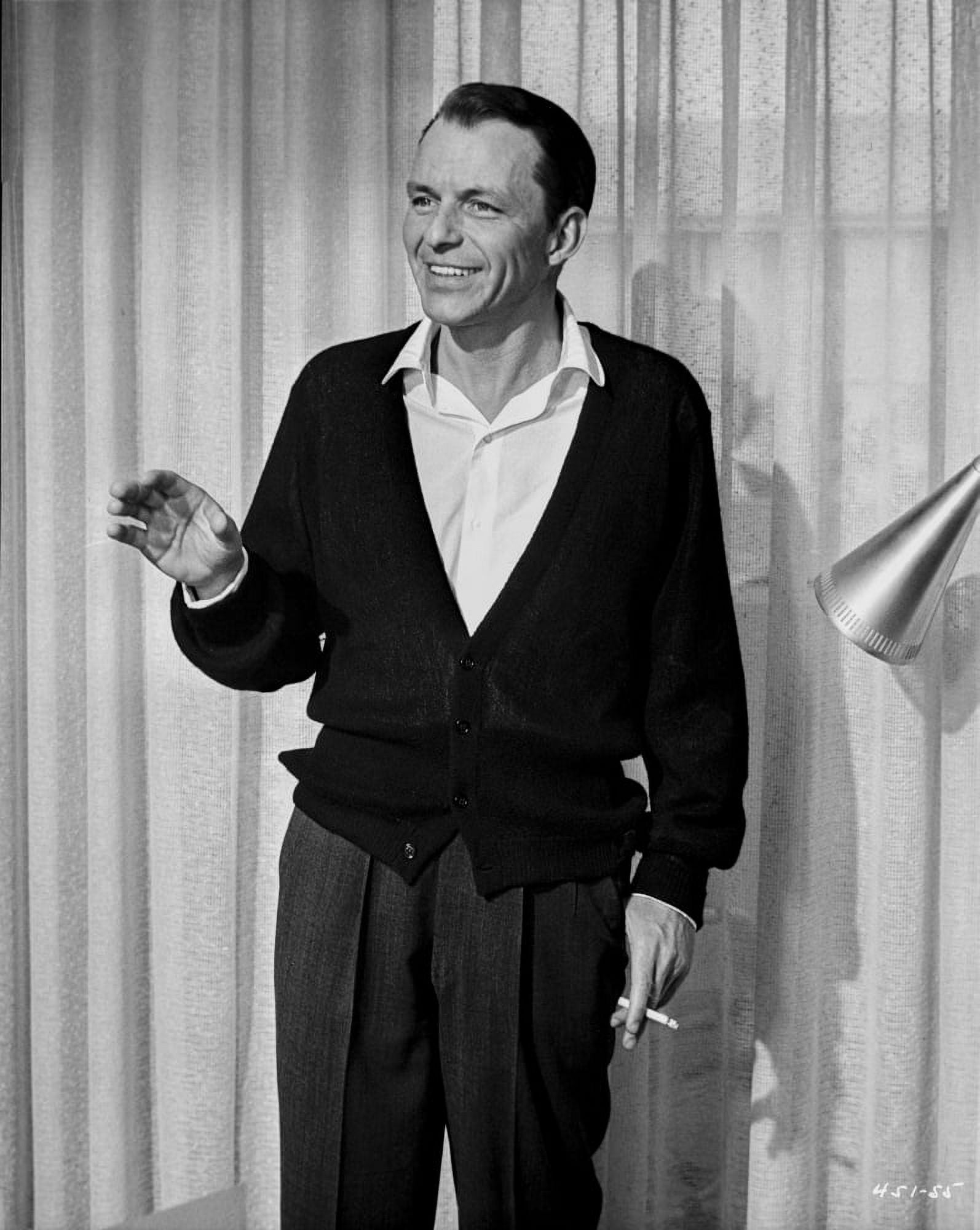 Frank Sinatra Waving and smiling with Cigarette on Hand Photo Print (8 ...