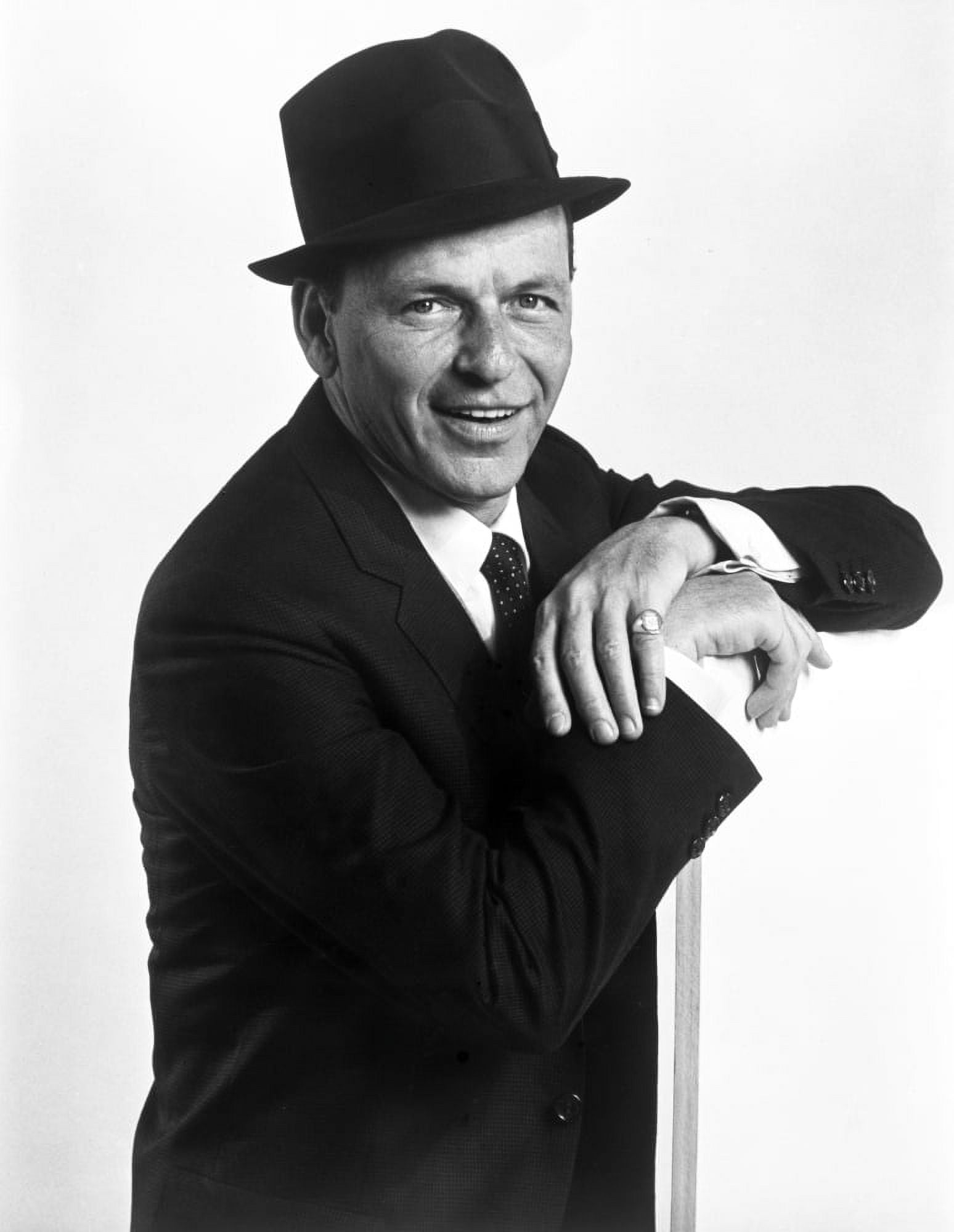 Frank Sinatra smiling in Suit and Hat Photo Print (8 x 10) - Walmart.com