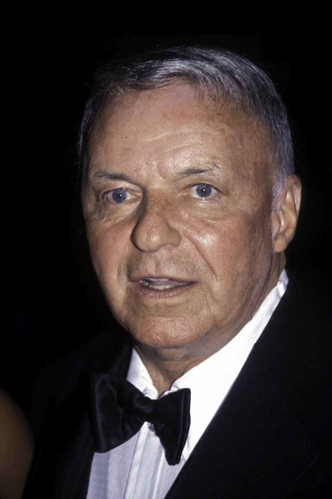 Frank Sinatra wearing a bow-tie Photo Print (8 x 10) - Walmart.com