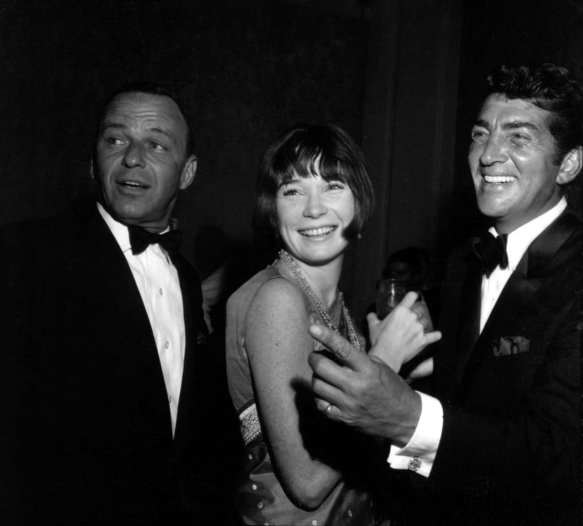 Frank Sinatra with Shirley Maclaine and Dean Martin Photo Print (10 x 8 ...