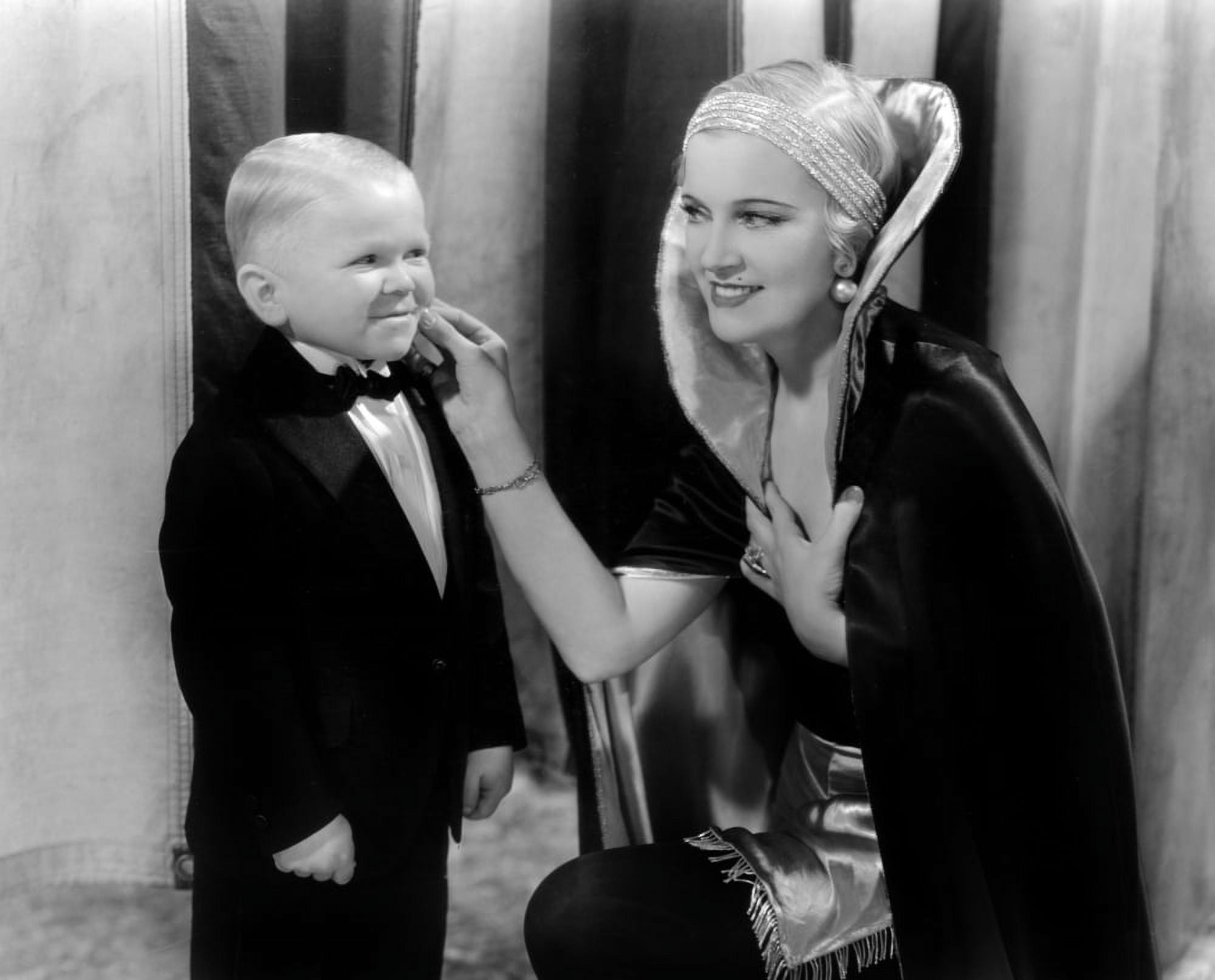 Freaks Harry Earles Olga Baclanova 1932 Photo Print (14 x 11) - Walmart.com