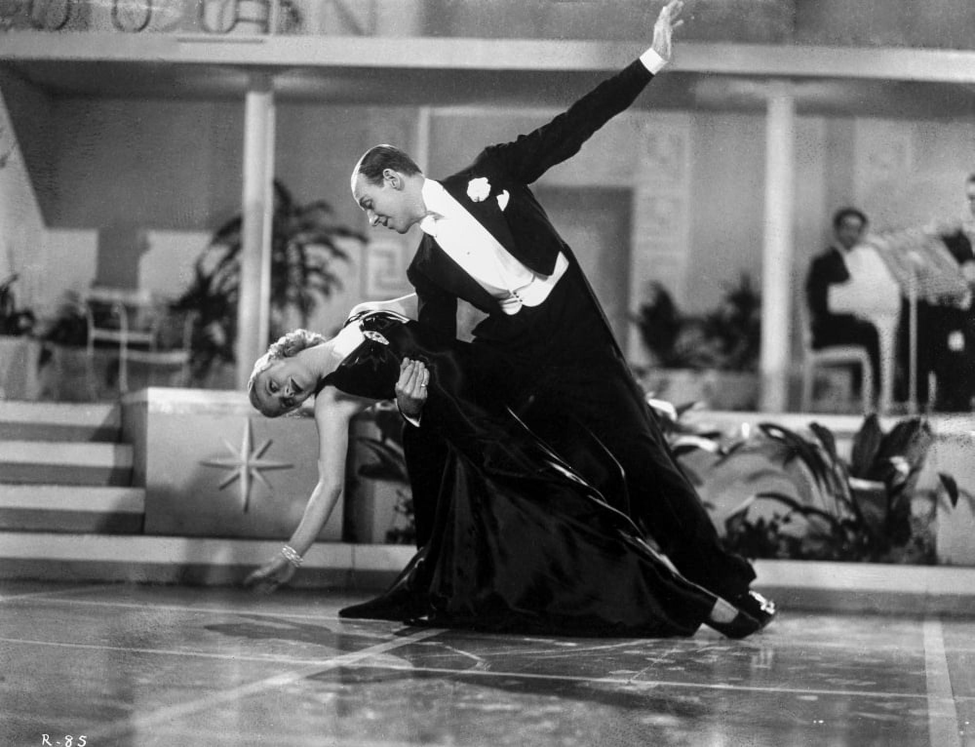 Fred Astaire and Ginger Rogers Dancing in Black Dress and Black Tuxedo ...