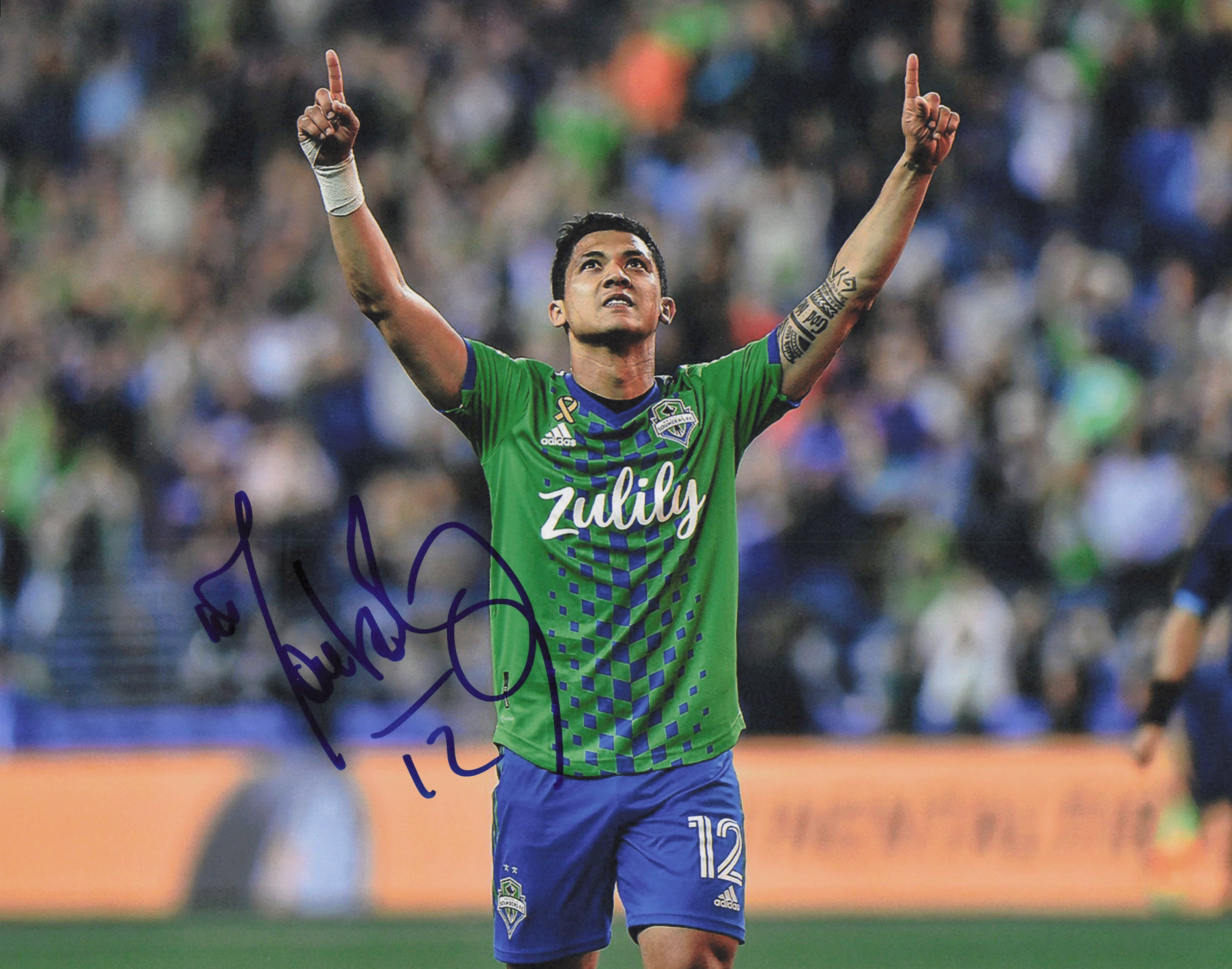 Fredy Montero Autographed 8x10 Photo Seattle Sounders SKU #244145 ...