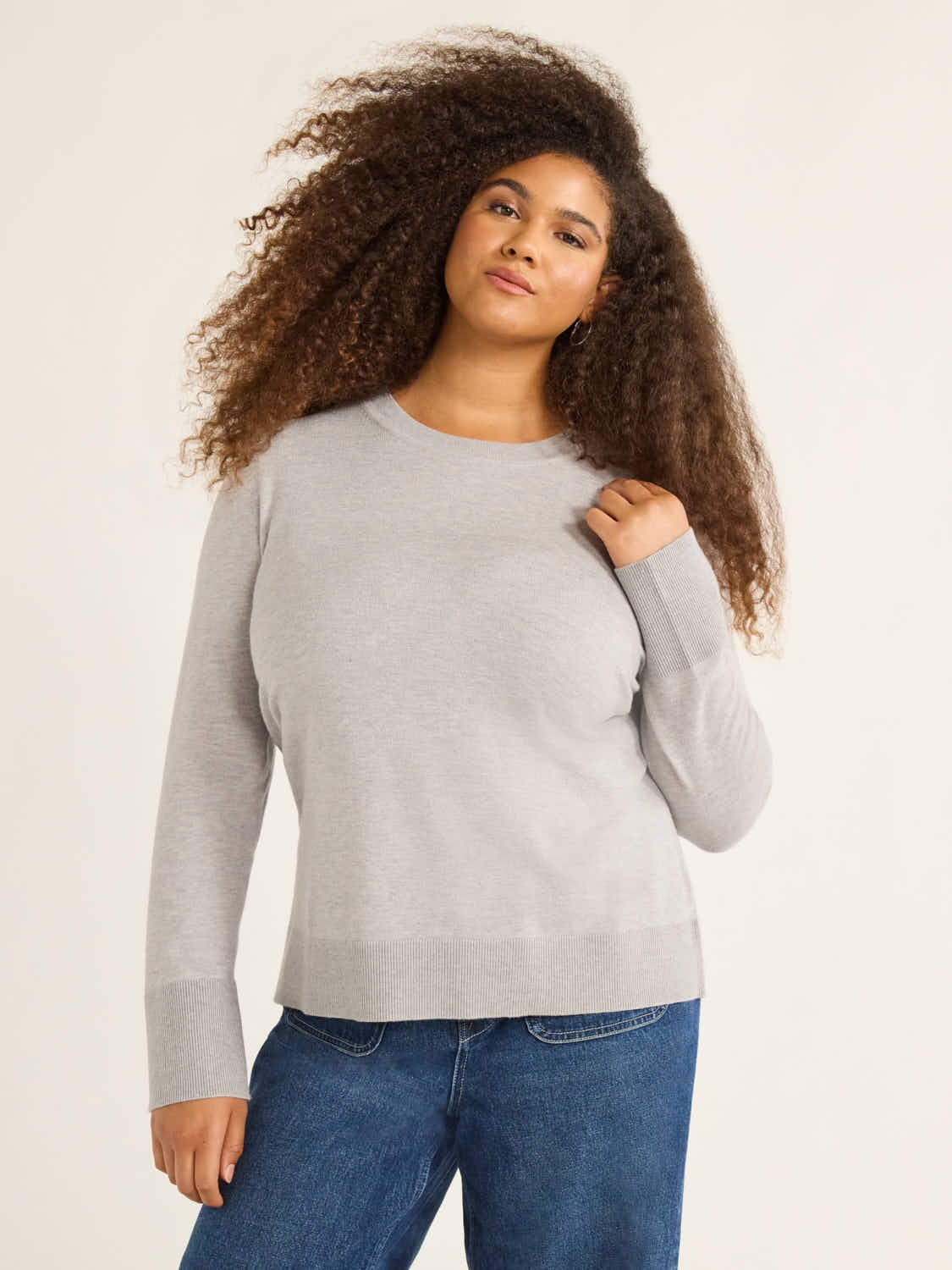 Free Assembly Women’s and Women's Plus Cozy Yarn Crewneck Sweater with ...