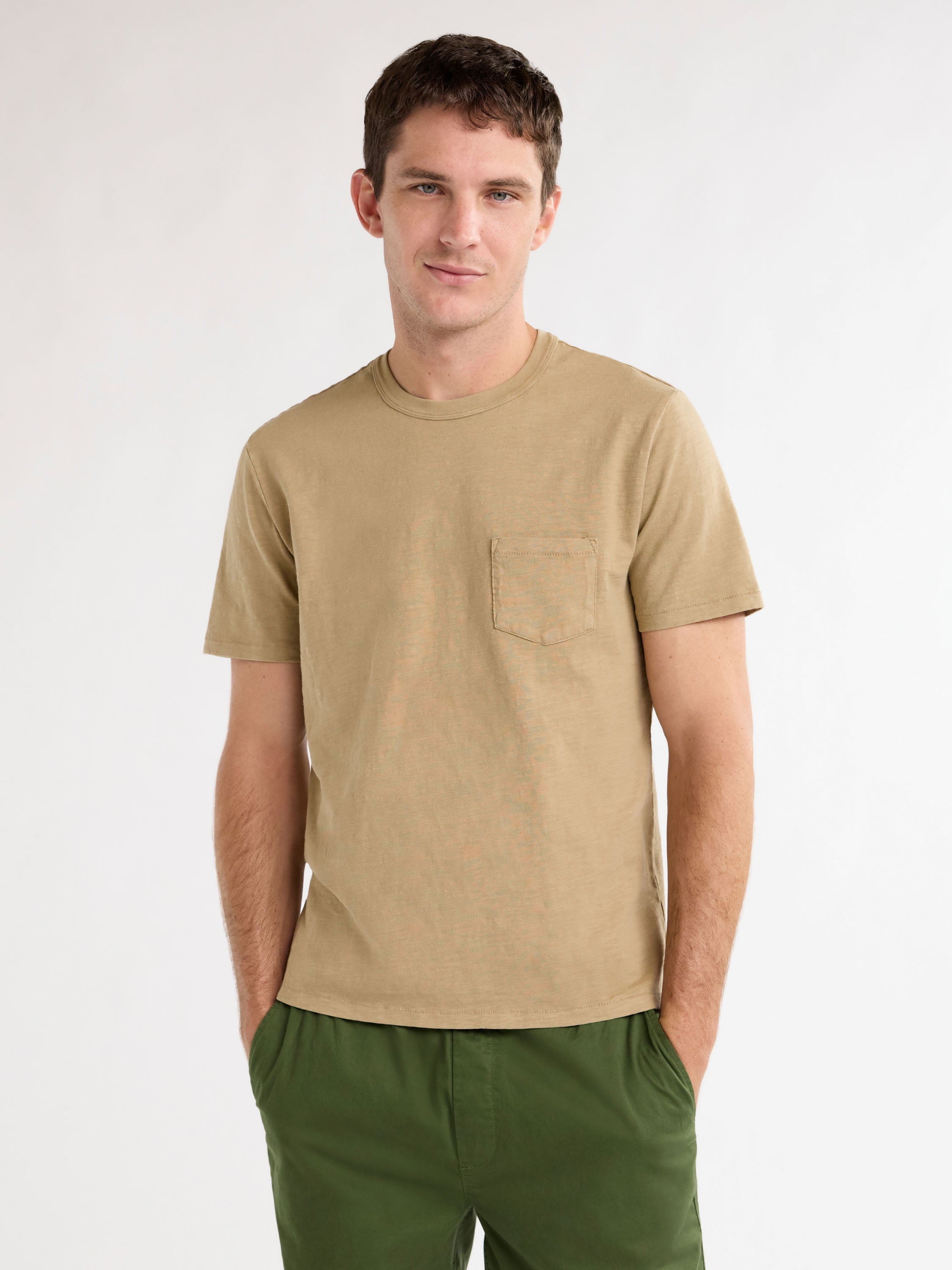 Free Assembly Men's Garment Wash Pocket Tee with Short Sleeves, Sizes S ...