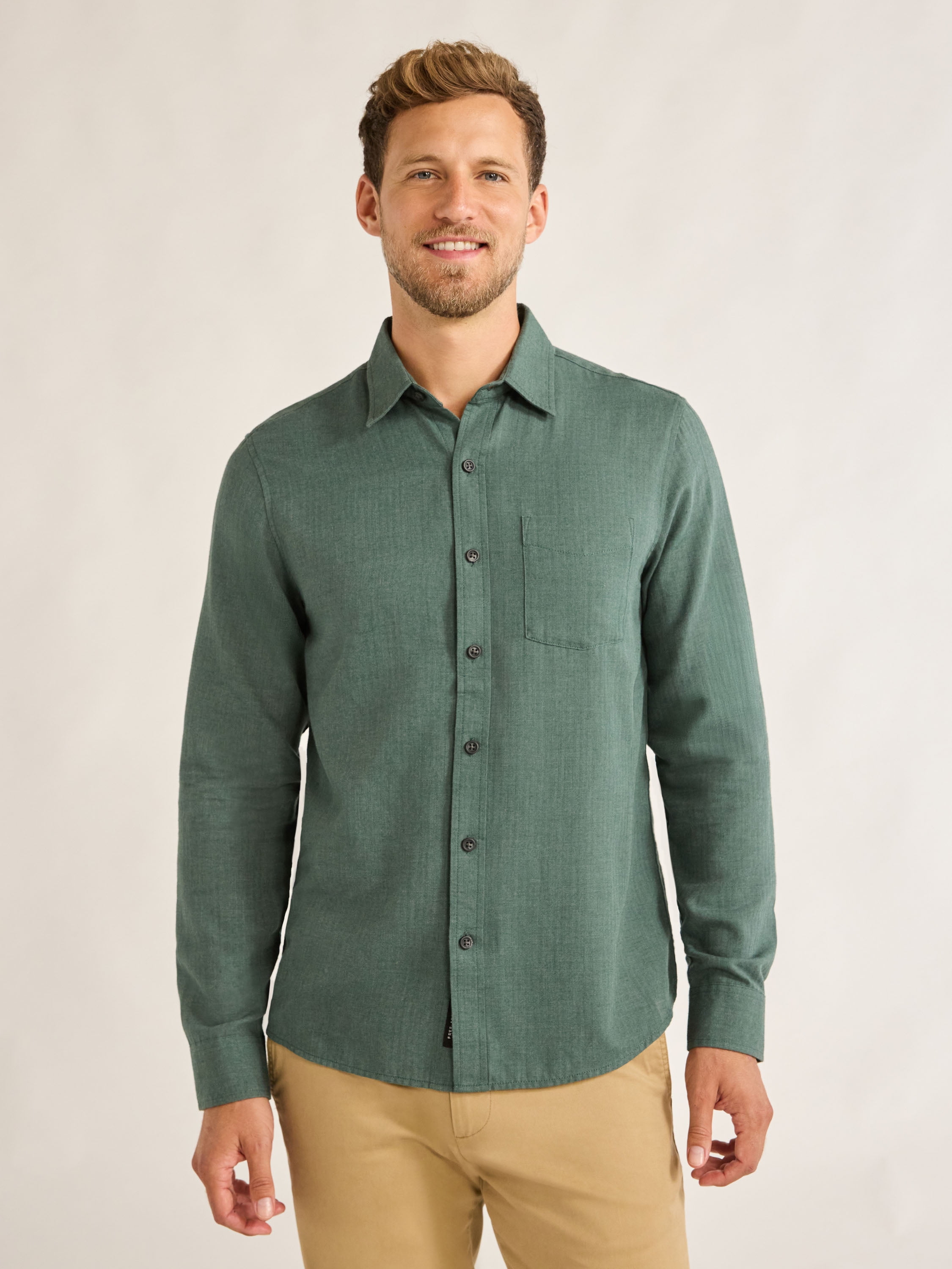 Free Assembly Men's Woven Herringbone Button-Up Shirt, Sizes XS-3XL - Walmart.com