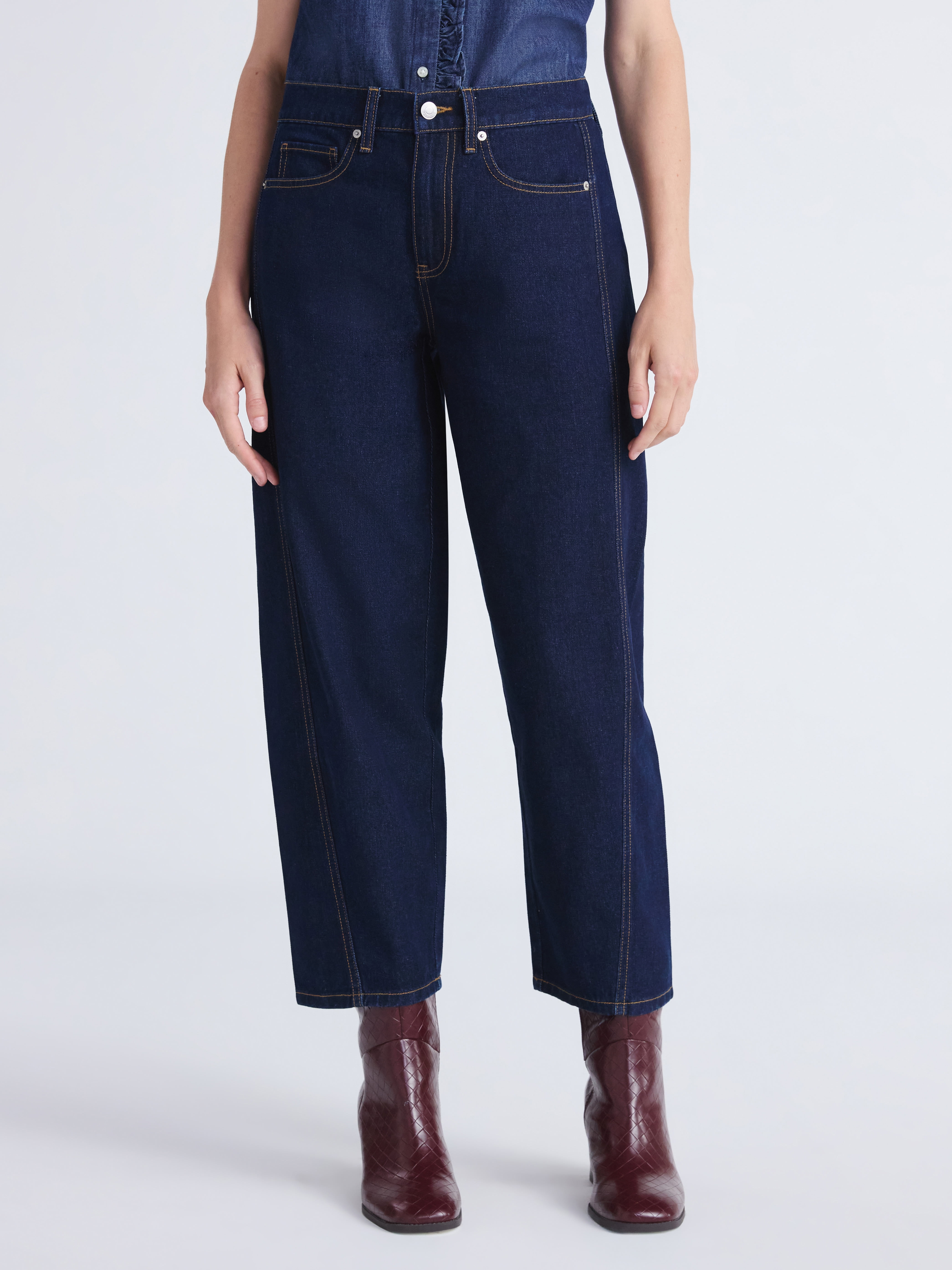 Free Assembly Women's and Women's Plus Barrel Ankle Jeans, 27" Inseam ...