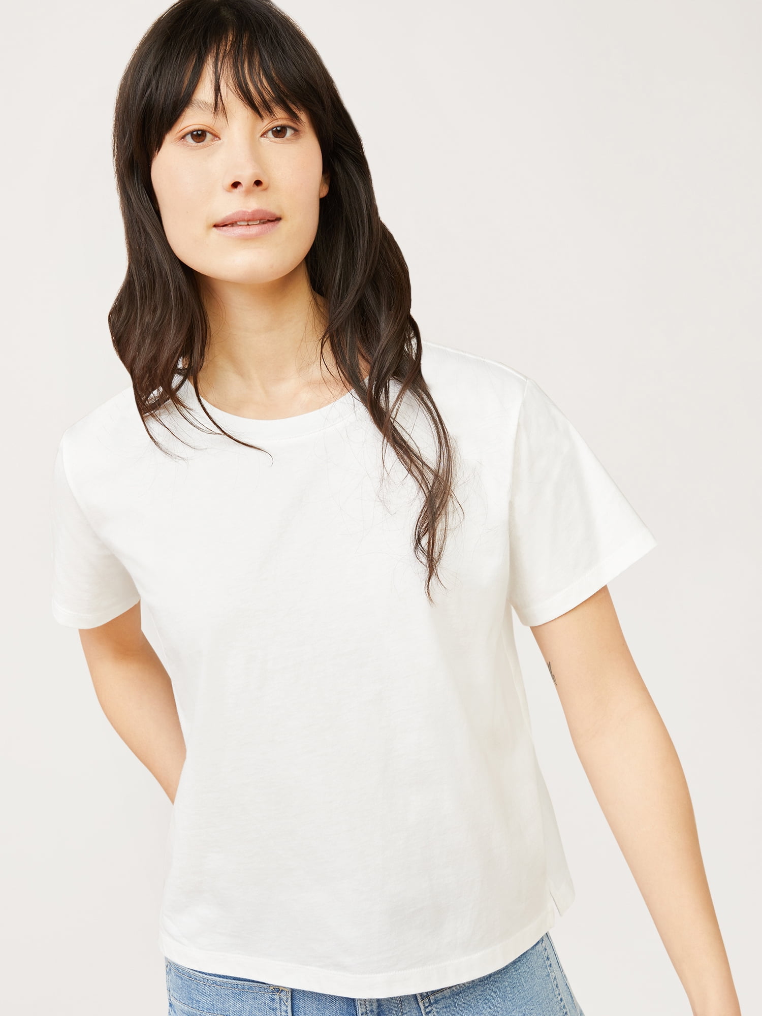 Free Assembly Women’s Short Sleeve Crop Box T-Shirt - Walmart.com