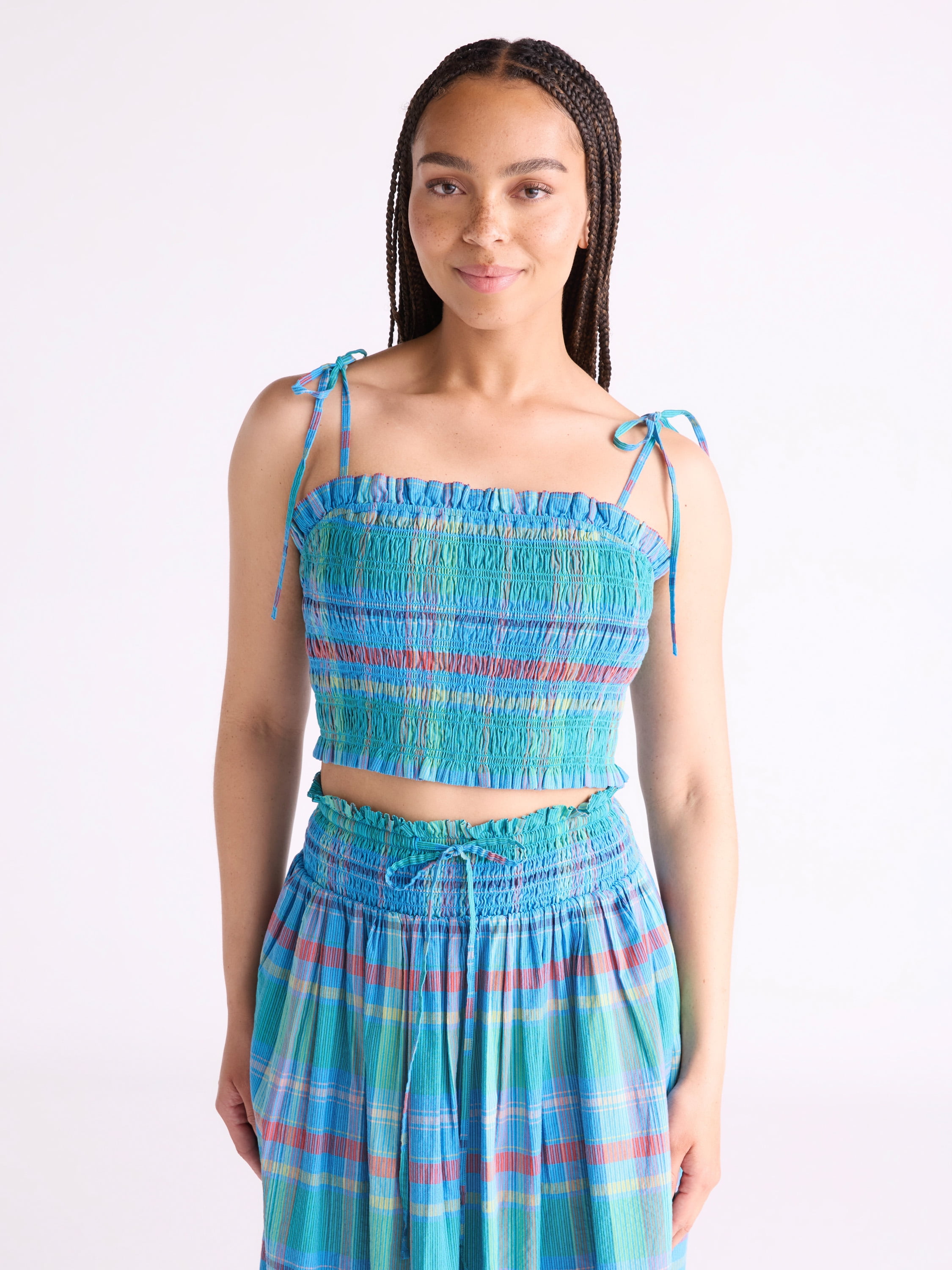 Free Assembly Women's and Women's Plus Smocked Cropped Cotton Cami Top ...