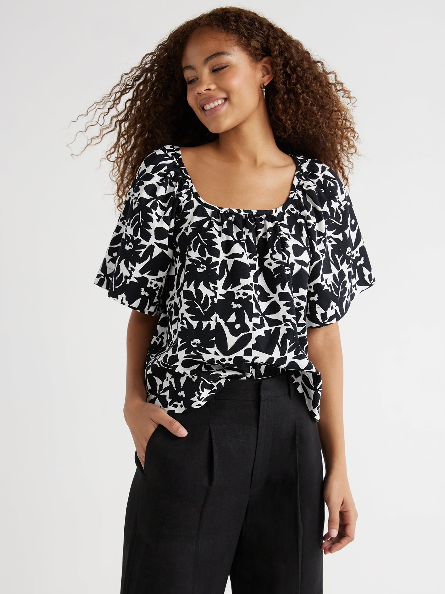 Free Assembly Women’s Square Neck Top with Short Sleeves, Sizes XS-XXL ...