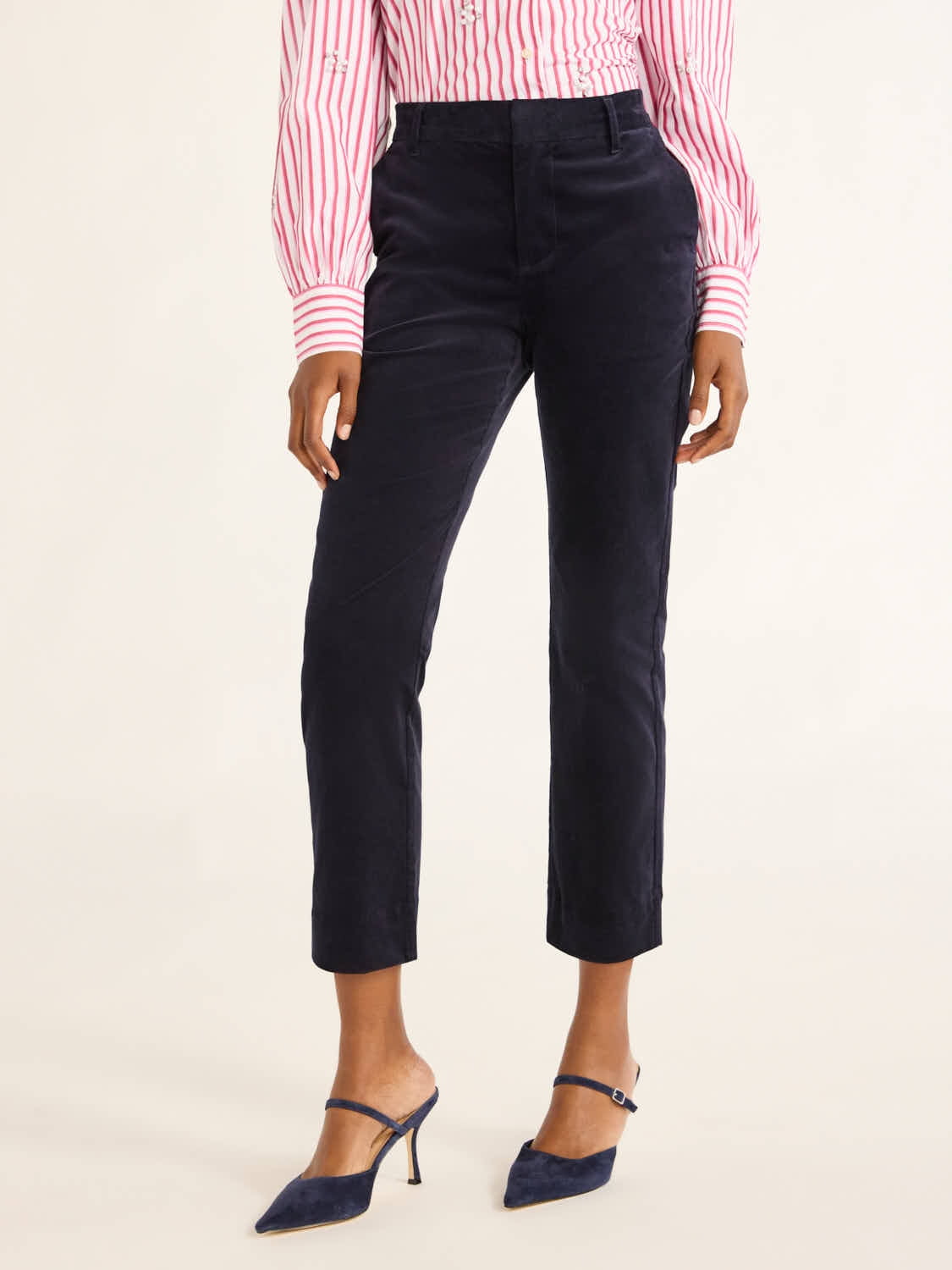Free Assembly Women's Slim Velvet Trousers, 26.5” Inseam, Sizes 0-20 ...