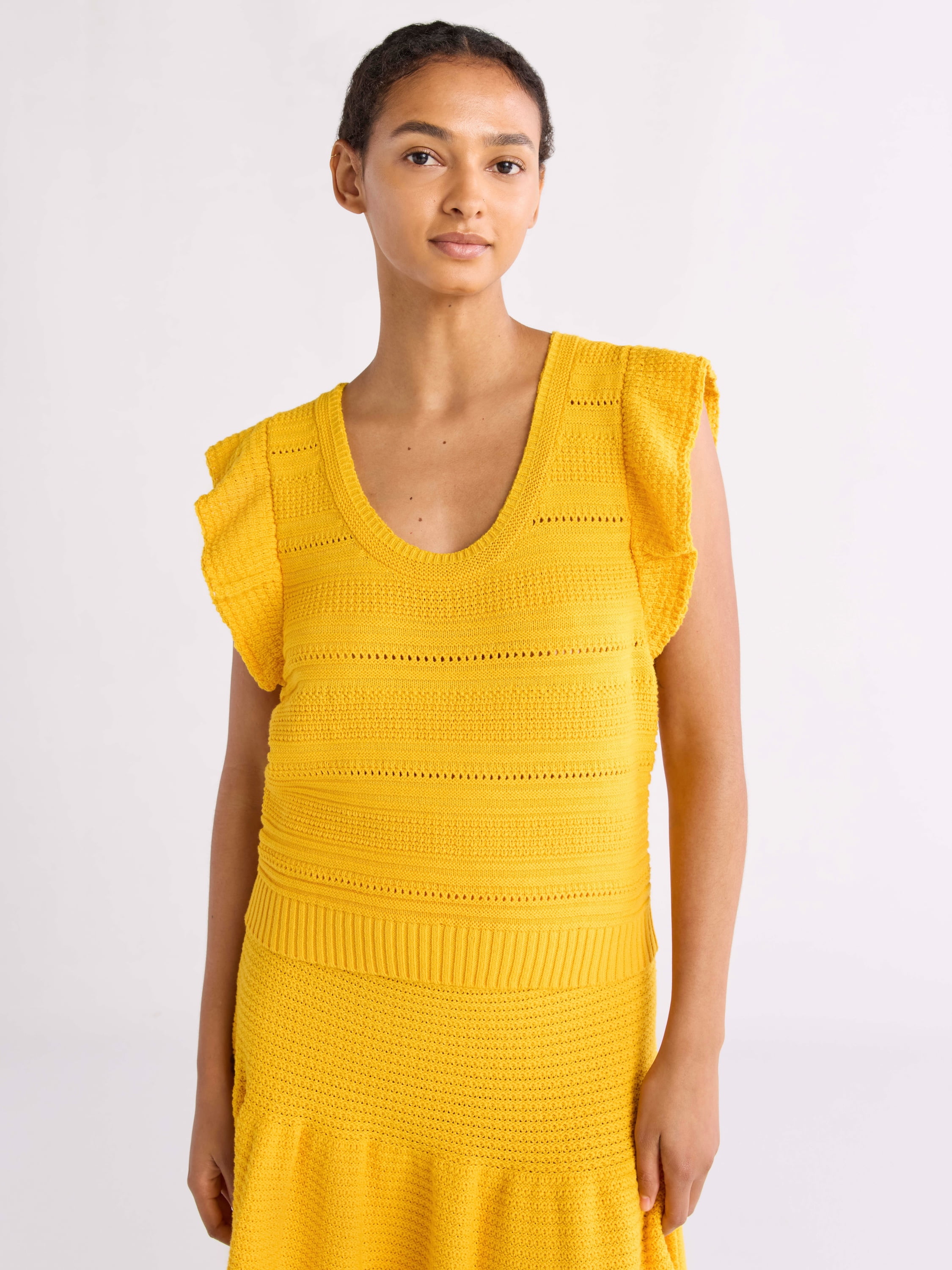 Free Assembly Women's and Women's Plus Size Pointelle Sweater Tank Top ...