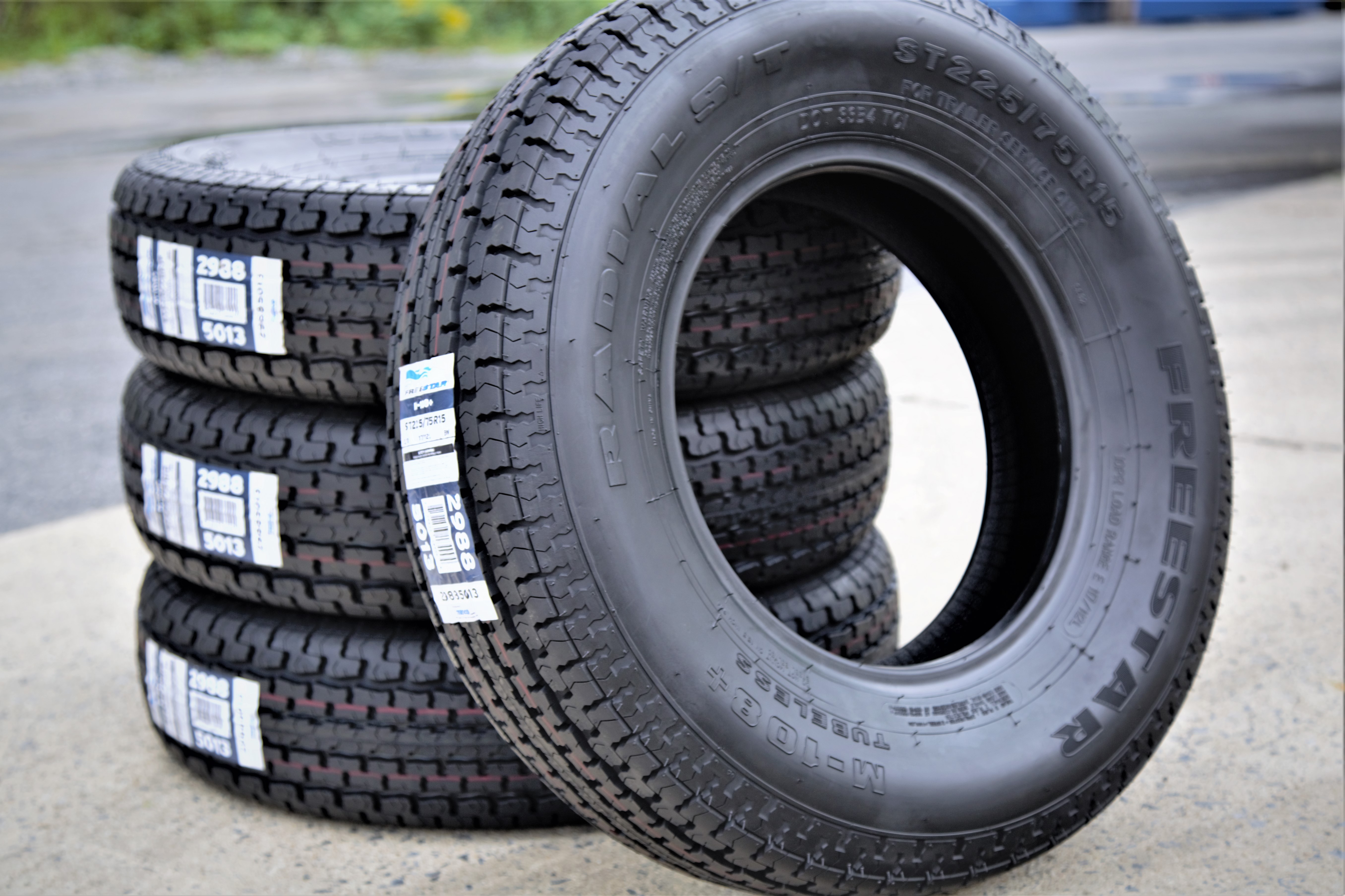 Freestar M 108 Radial Trailer Tire ST235 85R16 125L LRE 10PLY Rated Freestar M 108 Radial Trailer Tire ST235 85R16 125L LRE 10PLY Rated