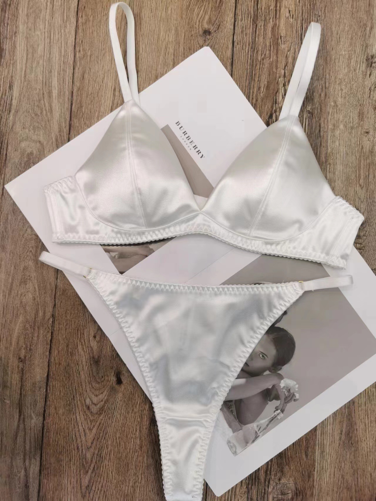 French Style No Steel Ring Triangle Cup Bra Seamless Satin Thin Bra Big ...