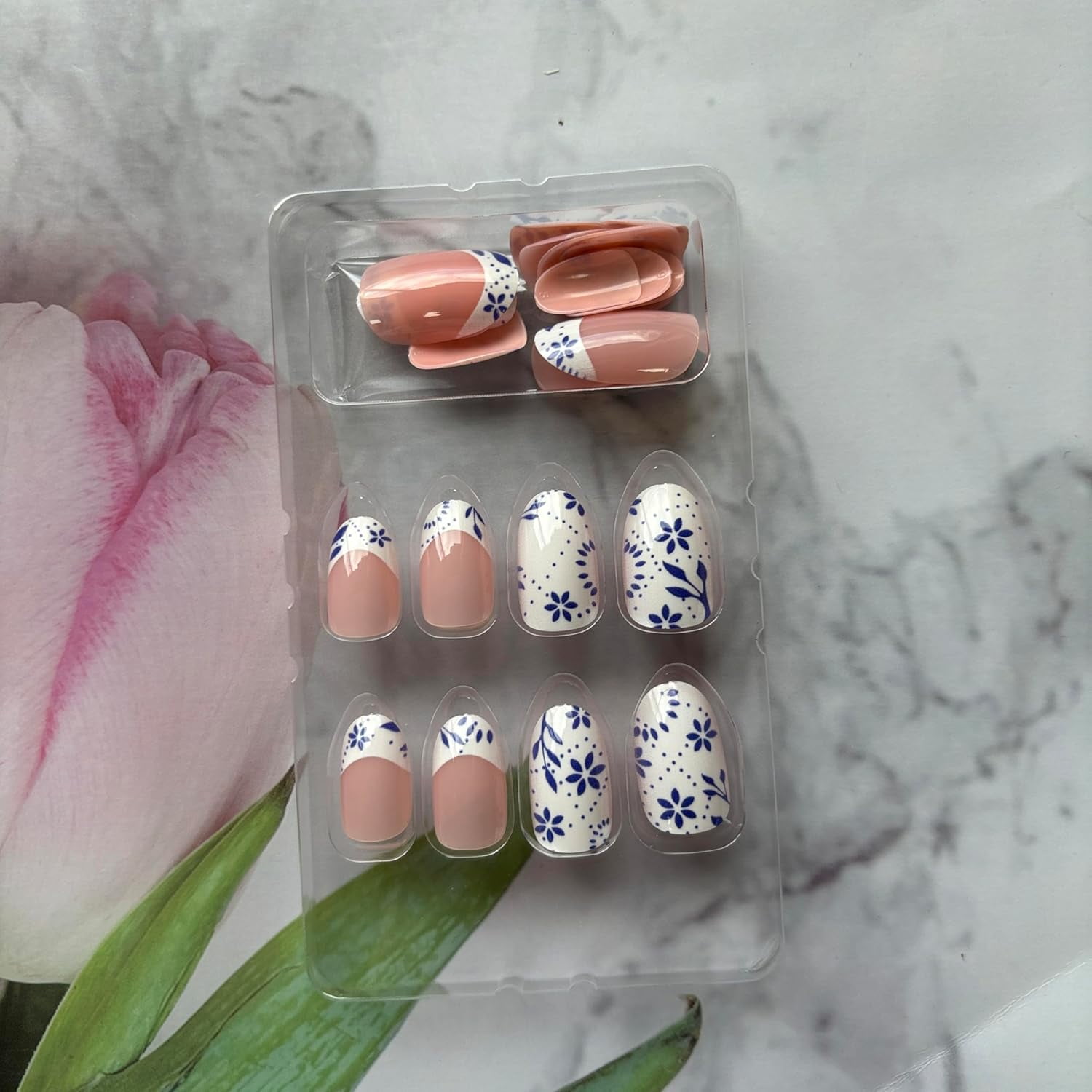 French Tip Press on Nails White Fake Nails Short Almond False Nails ...