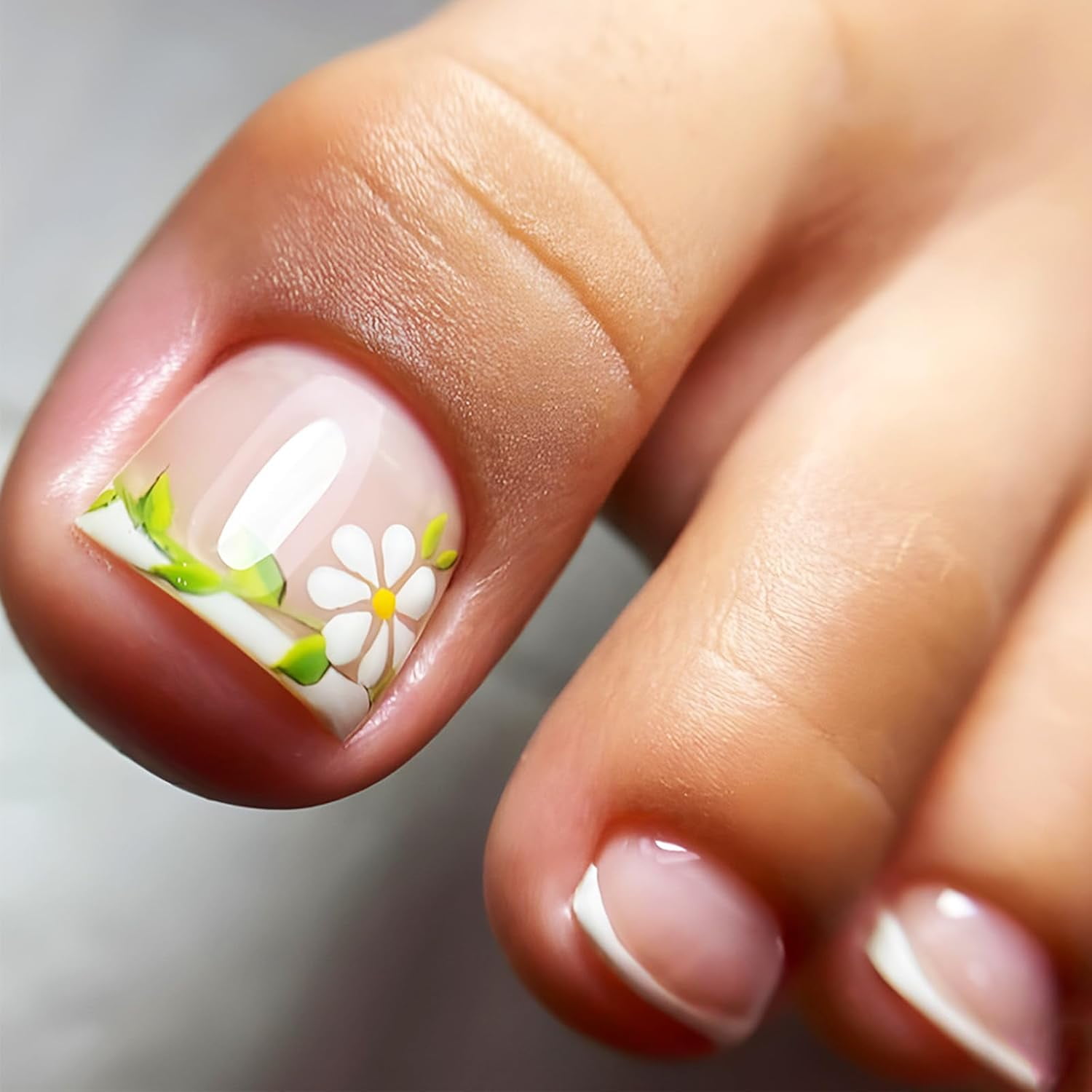 French Tips Press on Toenails with Daisy Flower Design Glossy Green ...