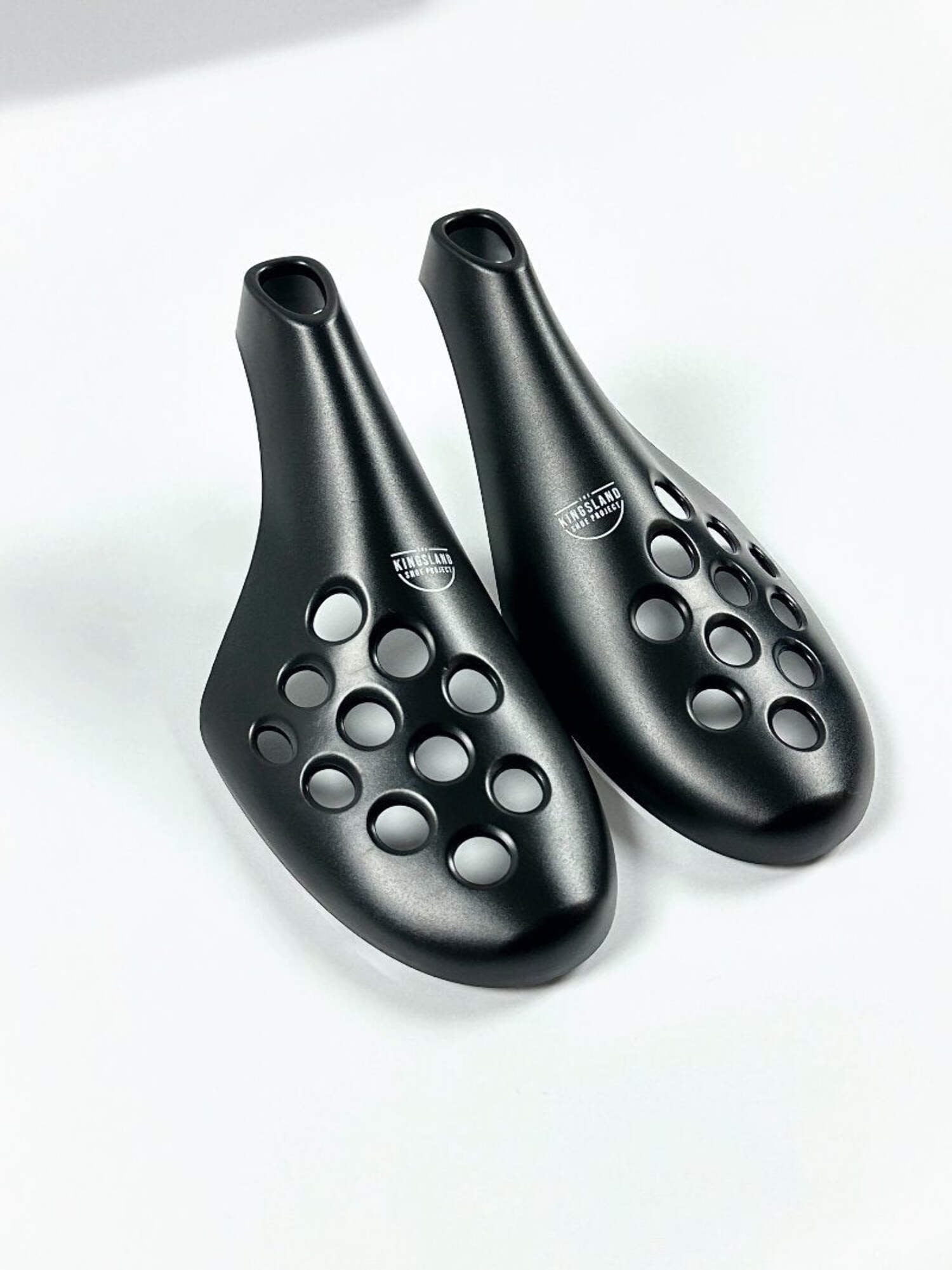 Fresh Flow Shoe Trees | Simple, Aerated Shoe Trees for Sneakers, Shoes ...