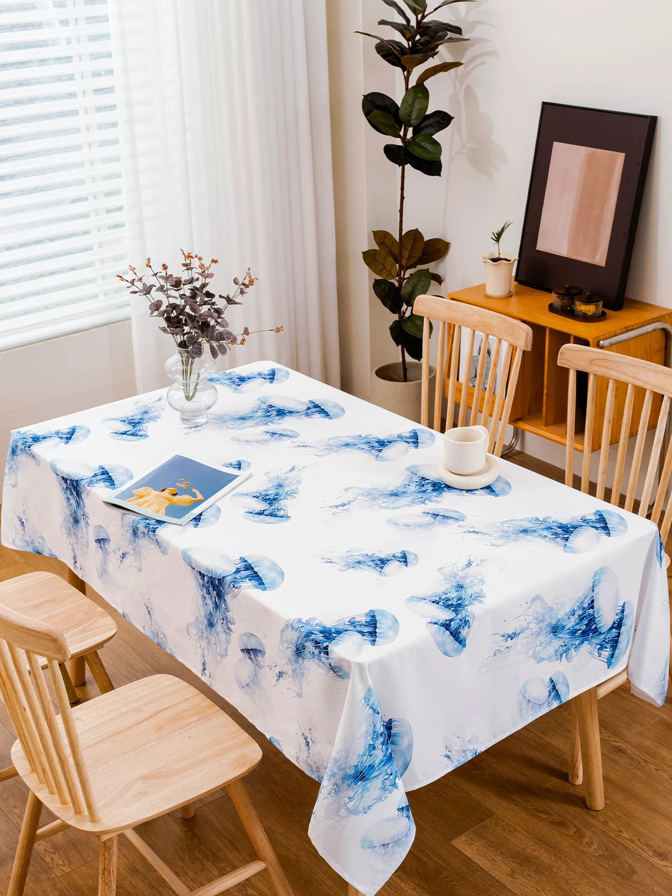 Fresh Geometric Print Versatile Waterproof Restaurant Coffee Table ...