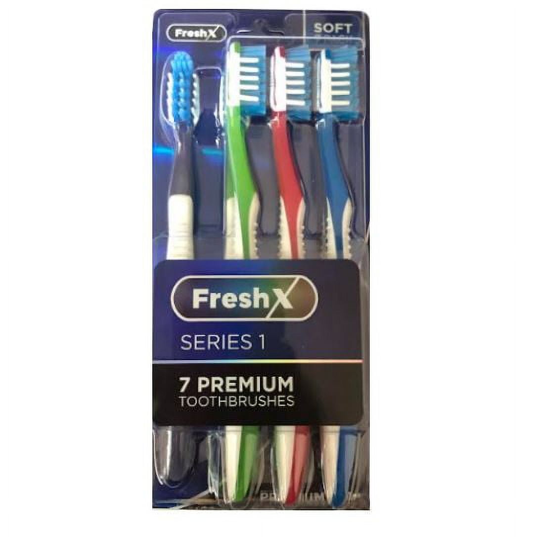 FreshX Soft Toothbrush for Adults, 7-Count, Multicolor Manual ...