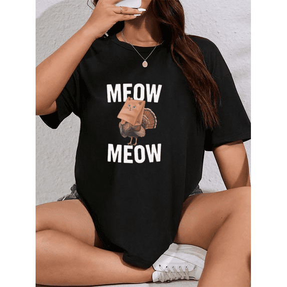 Friendsgiving Turkey Cat Funny Oversized Holiday Pet Lover Art Unisex T ...