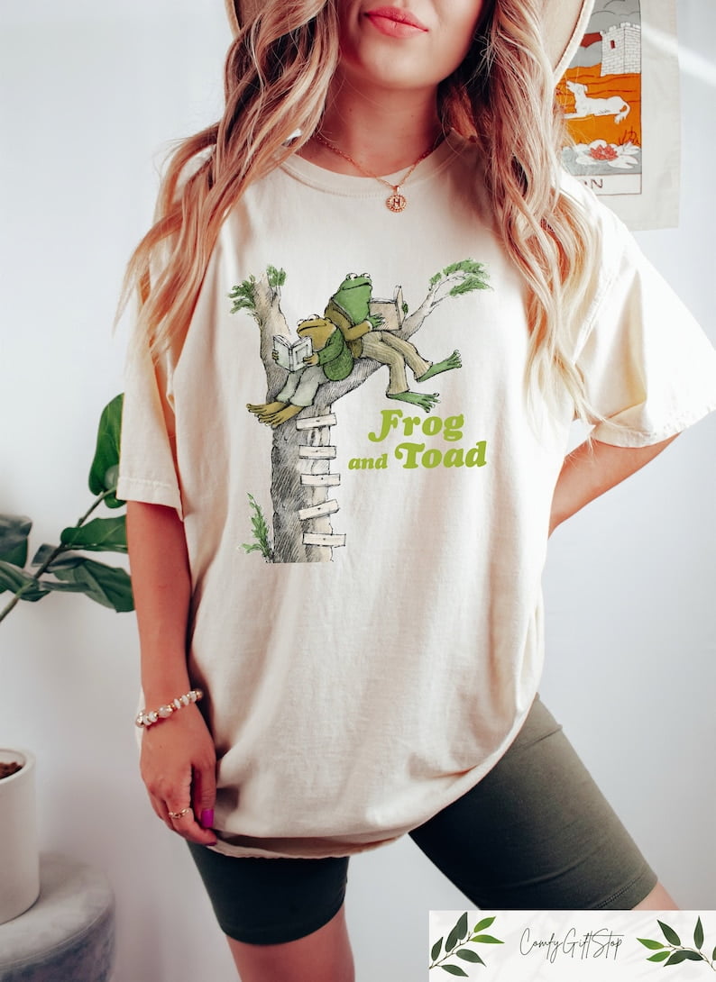 Frog And Toad Shirt, Classic Book Shirt, Book Lover Gift, Old Book ...
