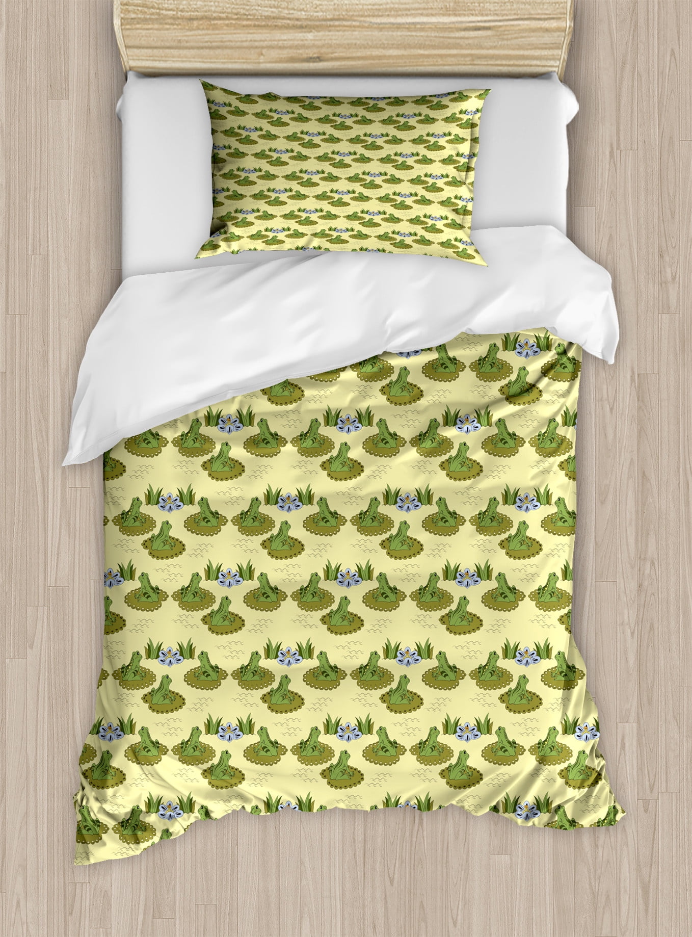 Frog Duvet Cover Set, Ornamental Illustration of Pond Animal and Water ...