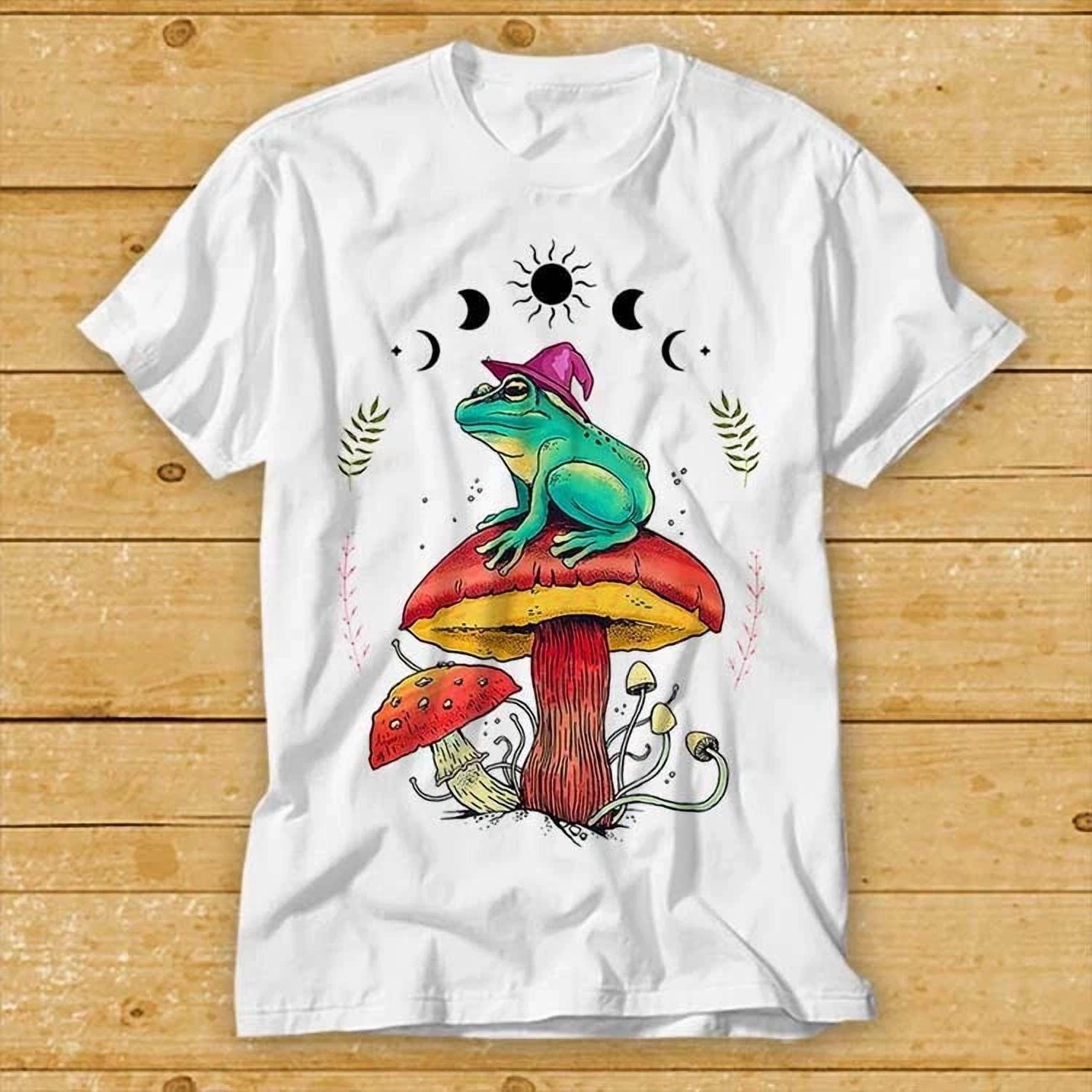Frog Wizard On Mushroom Phase of Moon Indie Pop Unisex Retro 80s T ...