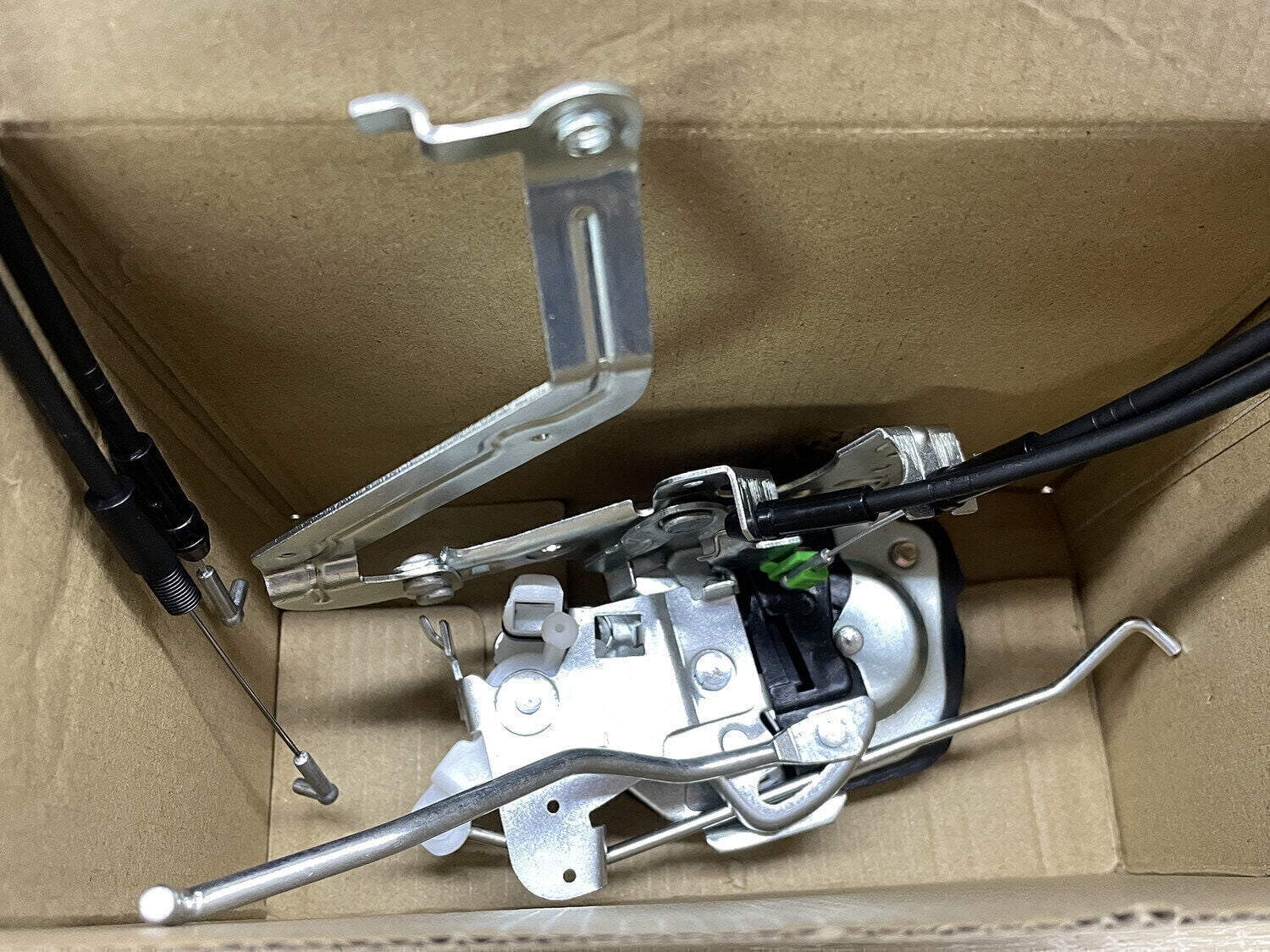 Front Left Driver Door Lock Latch Actuator for Toyota 01-07 Sequoia 05 ...