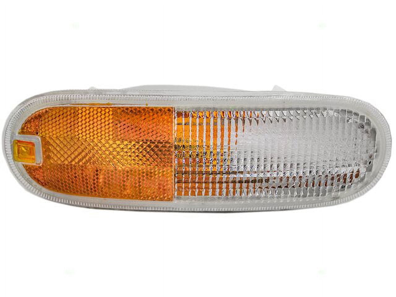 Front Right Turn Signal / Side Marker Assembly - Compatible with 1998 ...