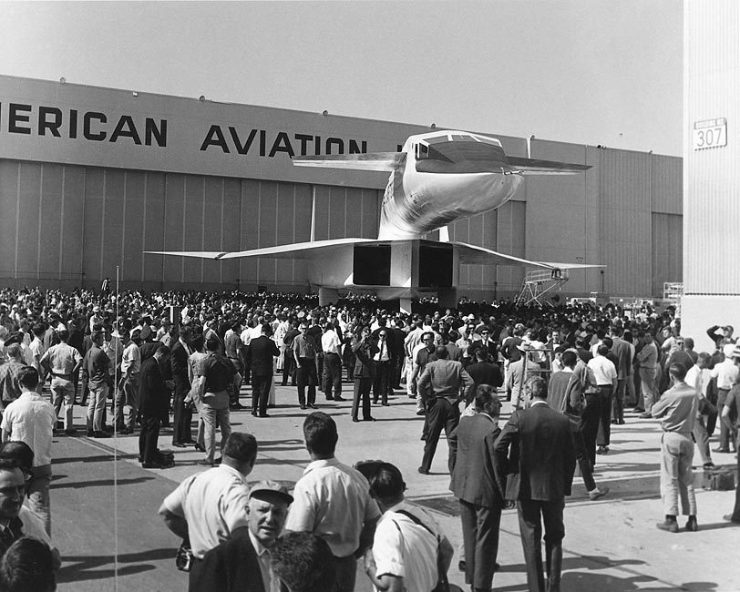 Front View of XB-70 / XB-70A Bomber Rollout Style -1 - 24x36 Inch ...