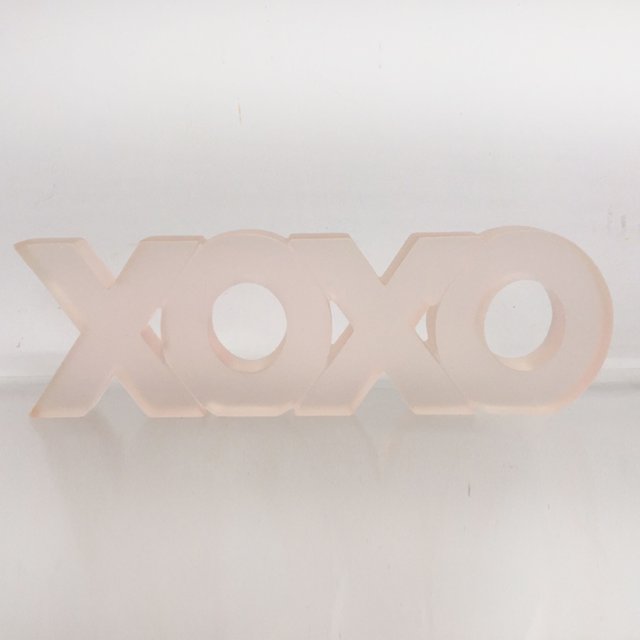 Frosted XOXO Table Topper - Walmart.com