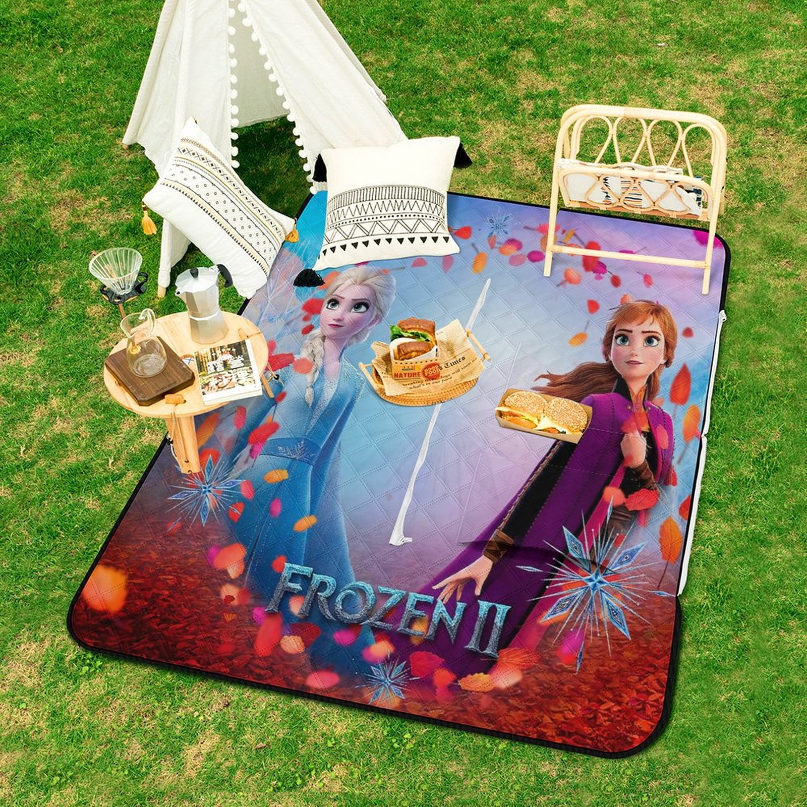 Frozen Anna & Elsa Extra Large Picnic Blanket Waterproof,59"x 39 ...