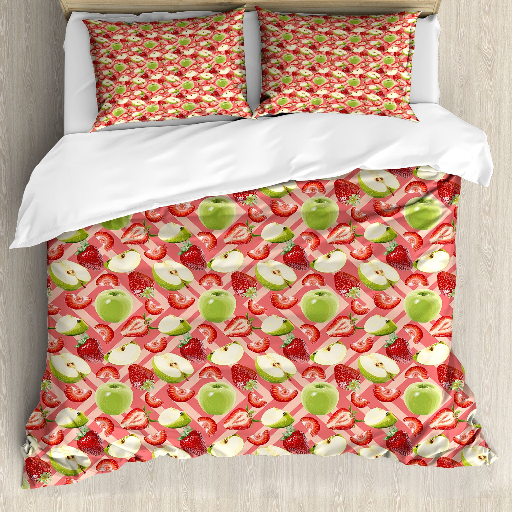 Fruit Duvet Cover Set, Green Apples and Strawberries Image on Diagonal ...