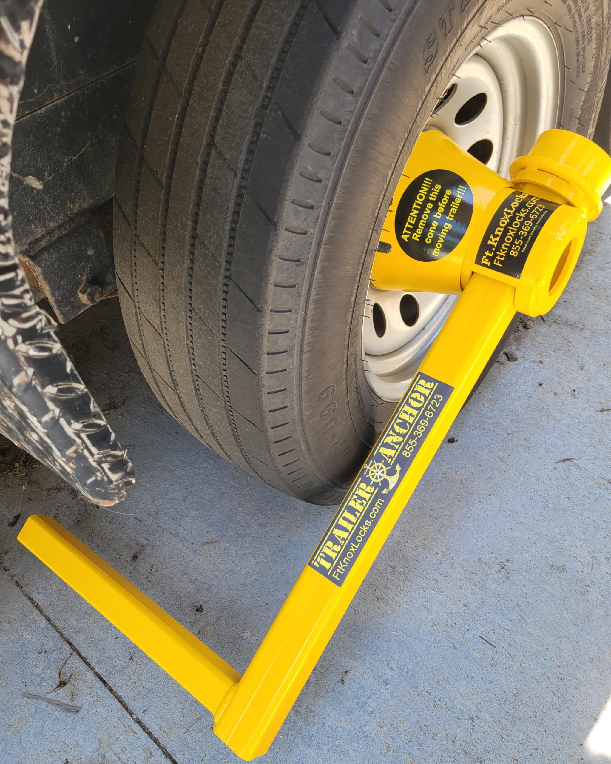 Ft. Knox Locks Trailer Anchor (Wheel Lock) (with Cobra Sidewinder in ...