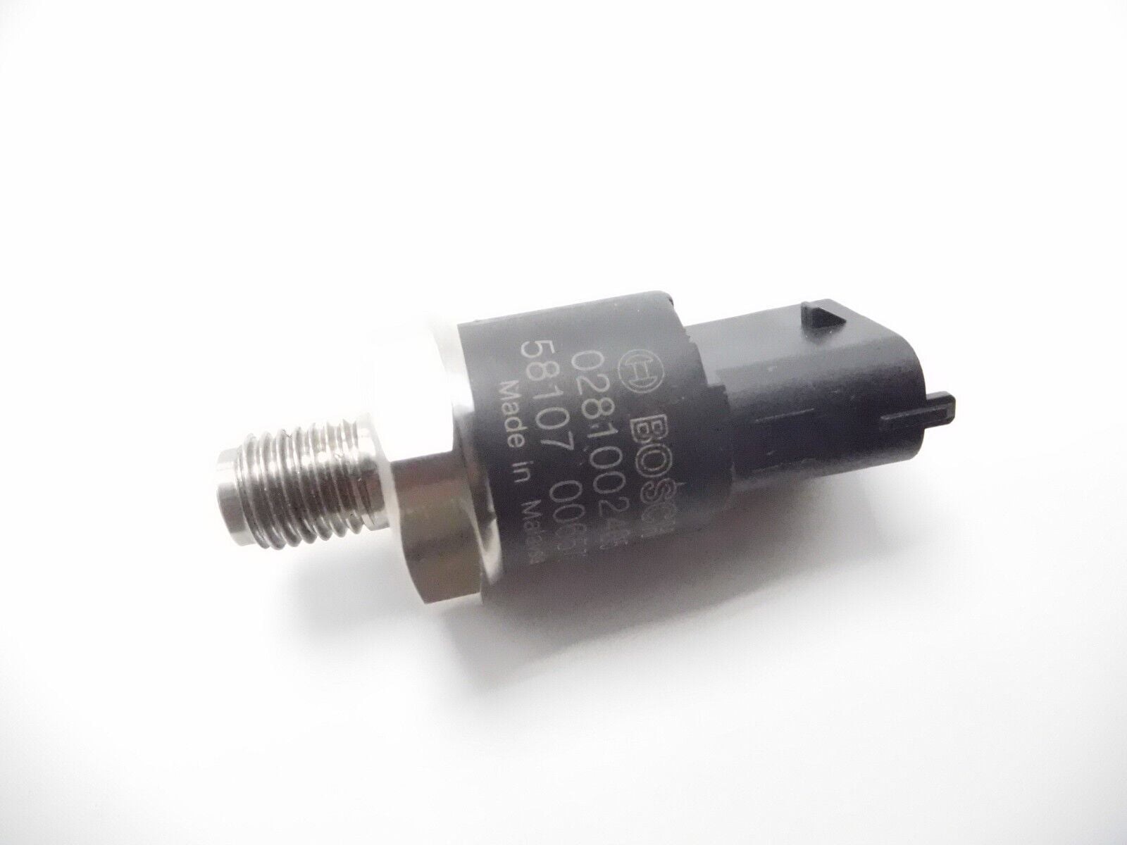 Fuel rail pressure sensor 0281002405 is suitable for IVECO Daily MK3 ...