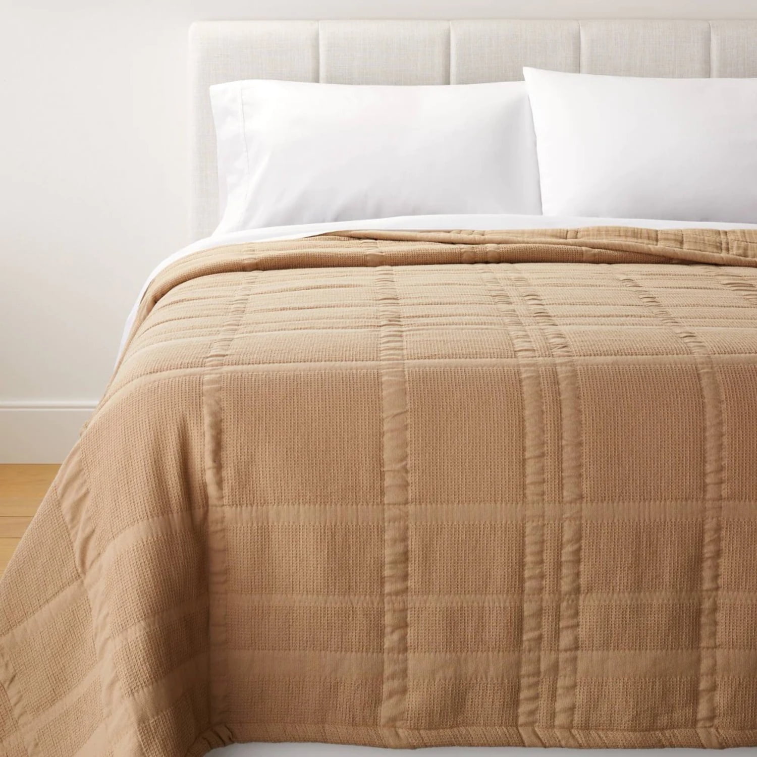 Full/Queen Waffle Matelasse Quilt Camel - Threshol - Walmart.com