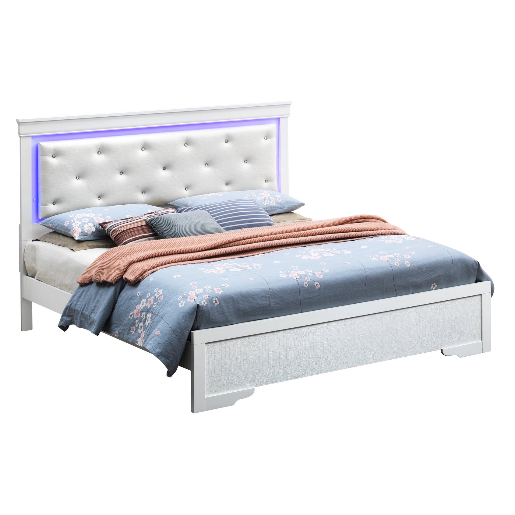 Full bed with transitional style / Ample space for a restful night ...