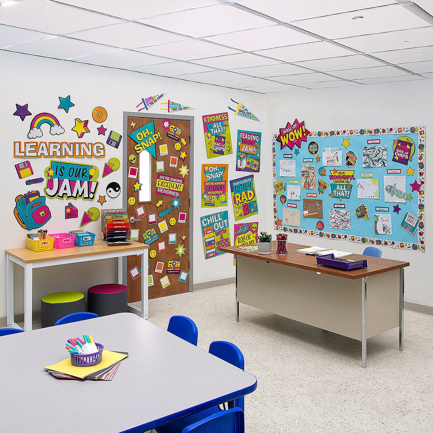 Fun Express 90s Themed Rad Colorful Classroom Decorating Kit - 154 Pc ...