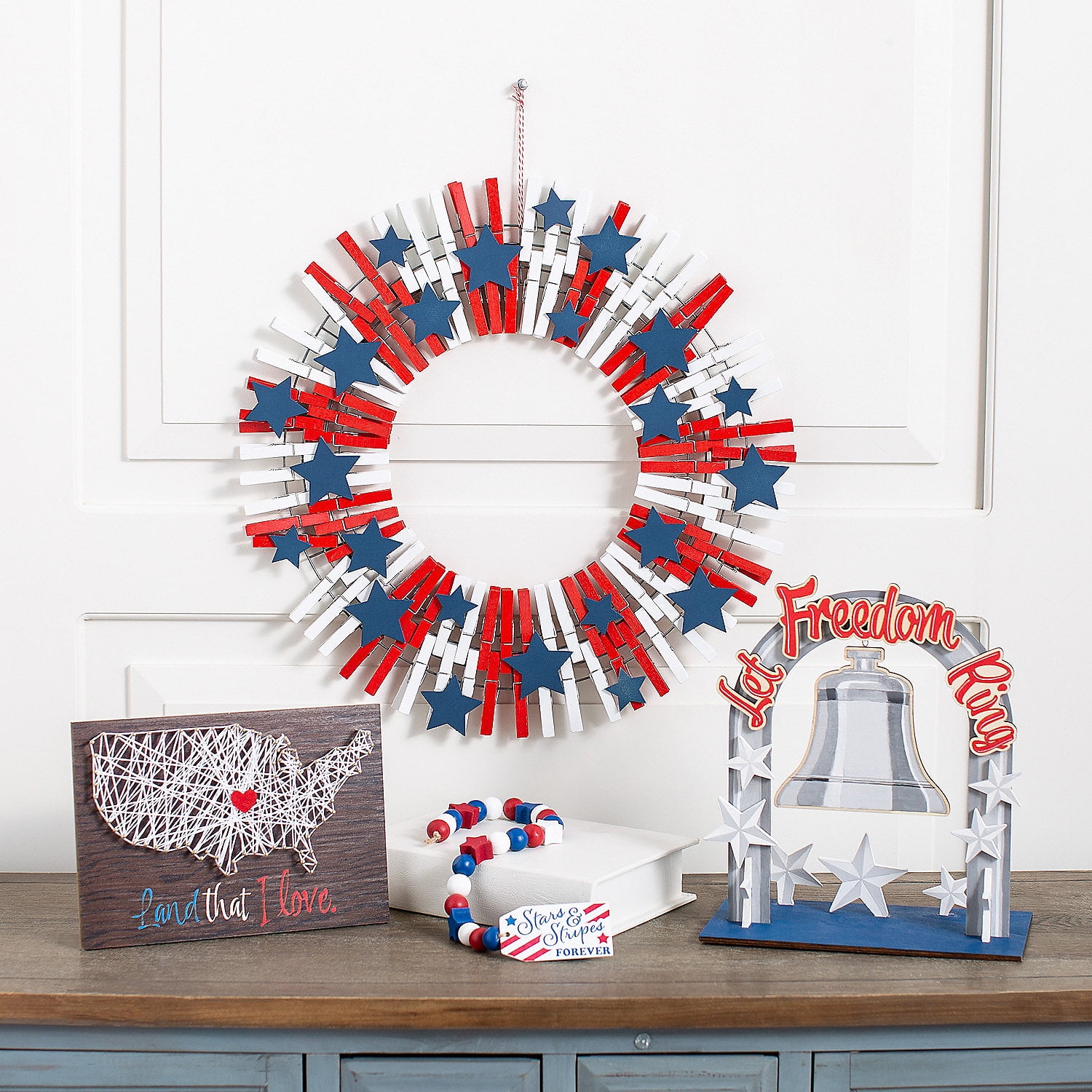 Fun Express Americana Home Decorating Craft Kit Assortment - Makes 6 ...