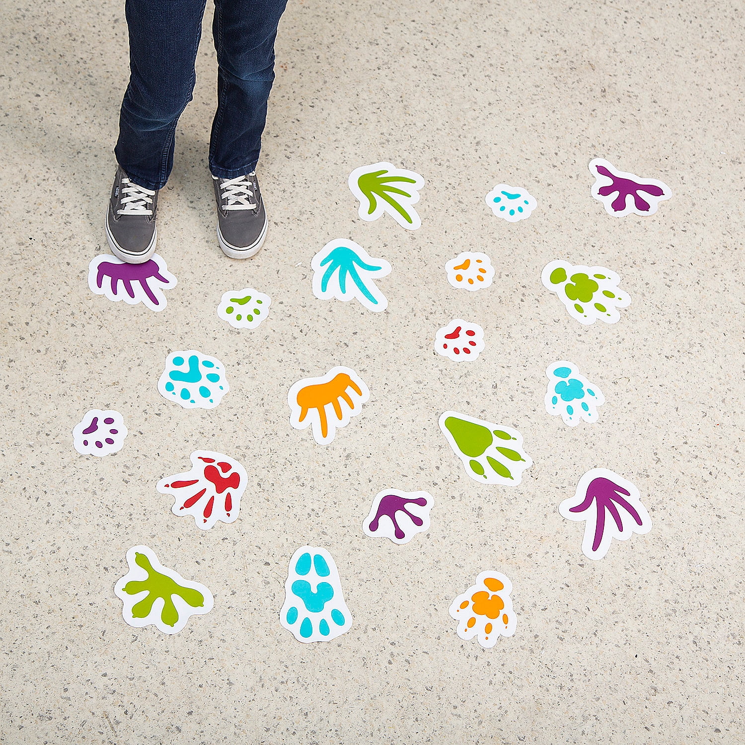 Fun Express Classroom Pets Footprints Floor Clings - Walmart.com