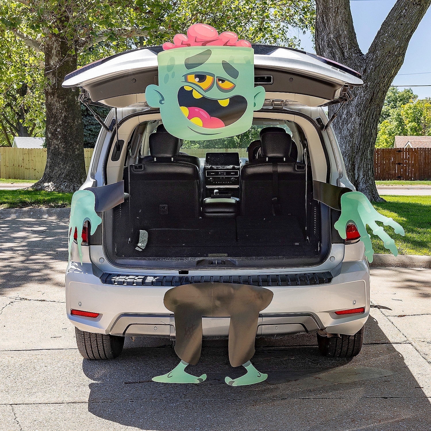 Fun Express Value Zombie Trunk-or-Treat Cardstock Decorating Kit - 7 ...