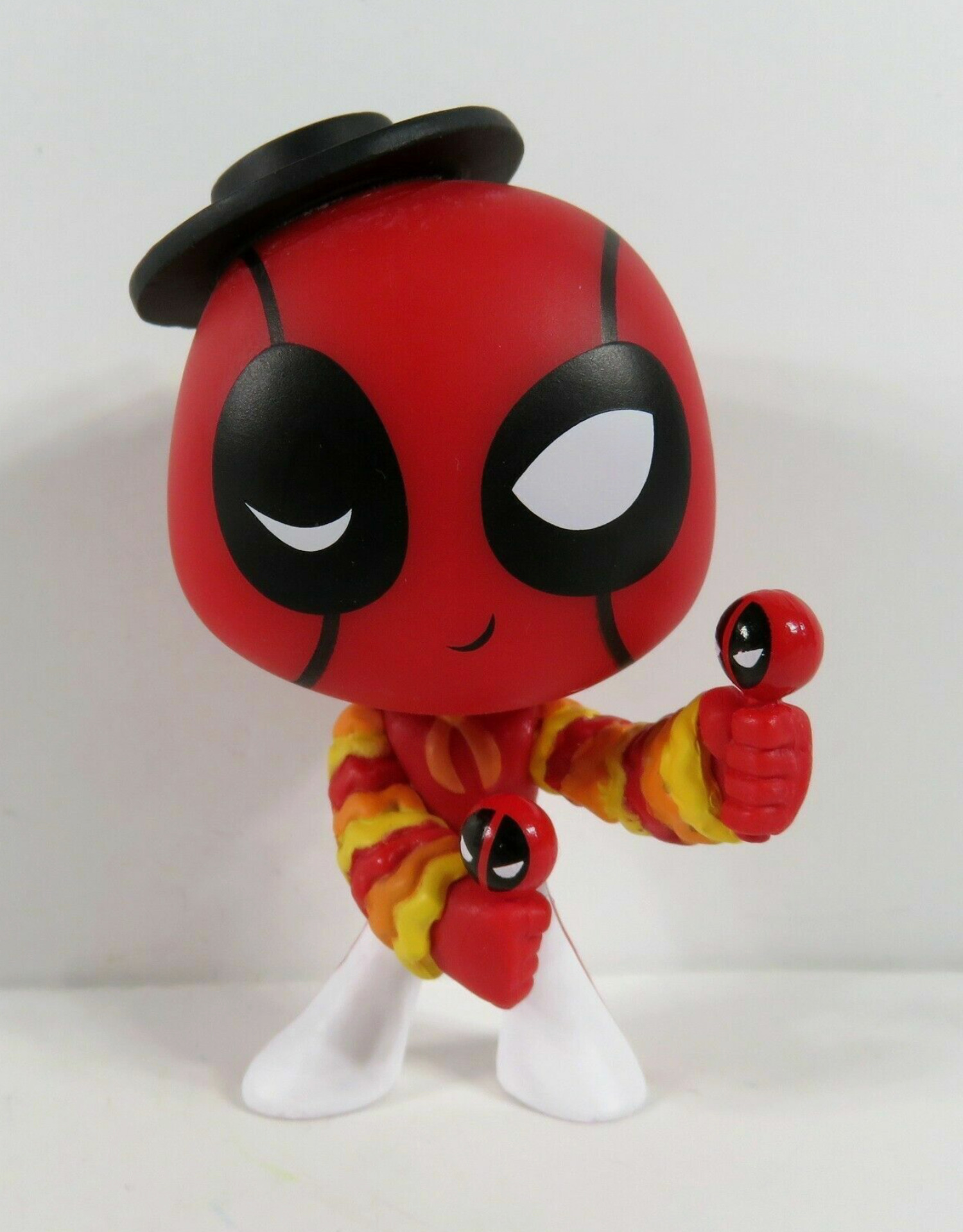 Funko Minis- Birthday Glasses Deadpool Vinyl Figure - Walmart.com